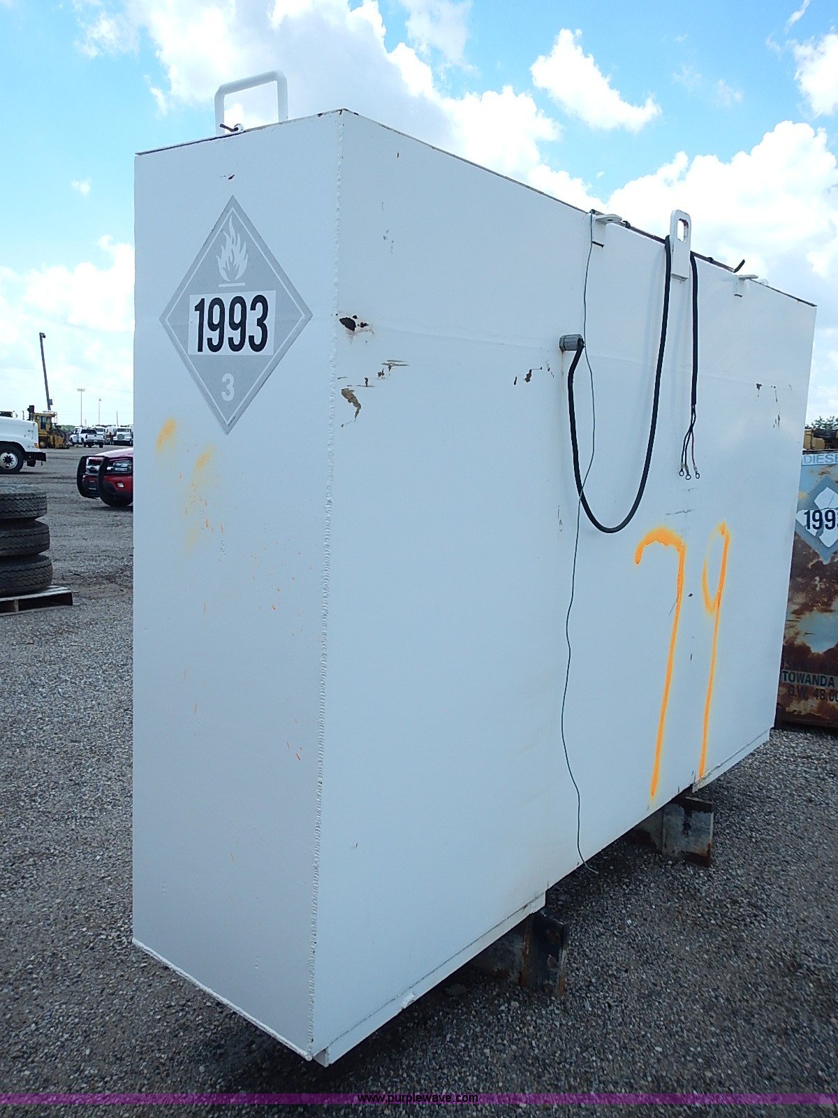 Custom built fuel tank in Towanda, KS | Item AZ9909 sold | Purple Wave