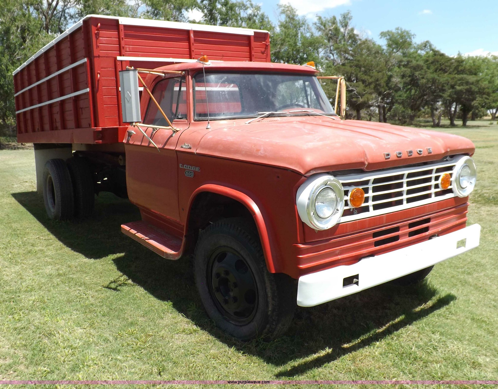 1968 Dodge D500