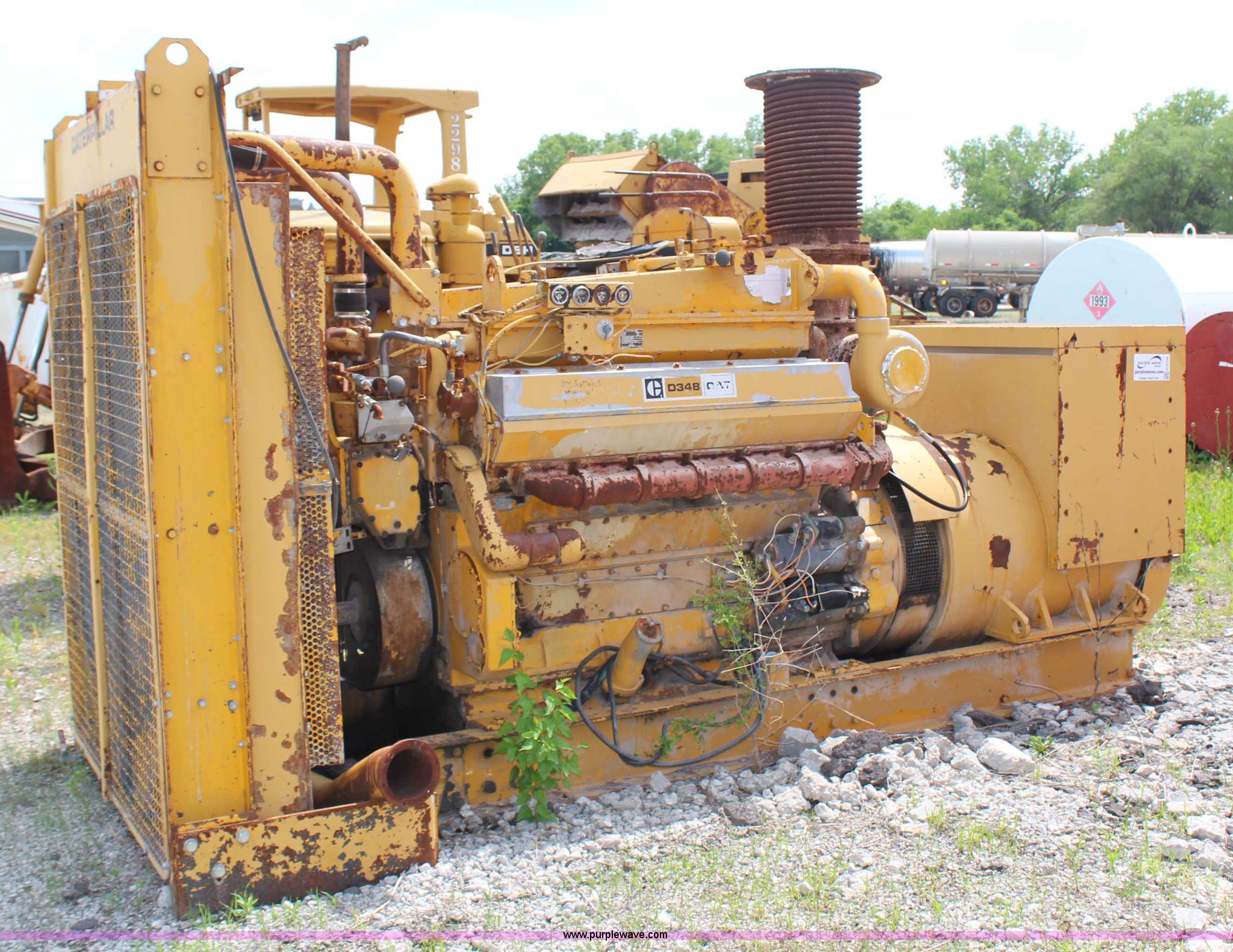 Caterpillar D348 generator in Topeka, KS | Item H2734 sold | Purple Wave