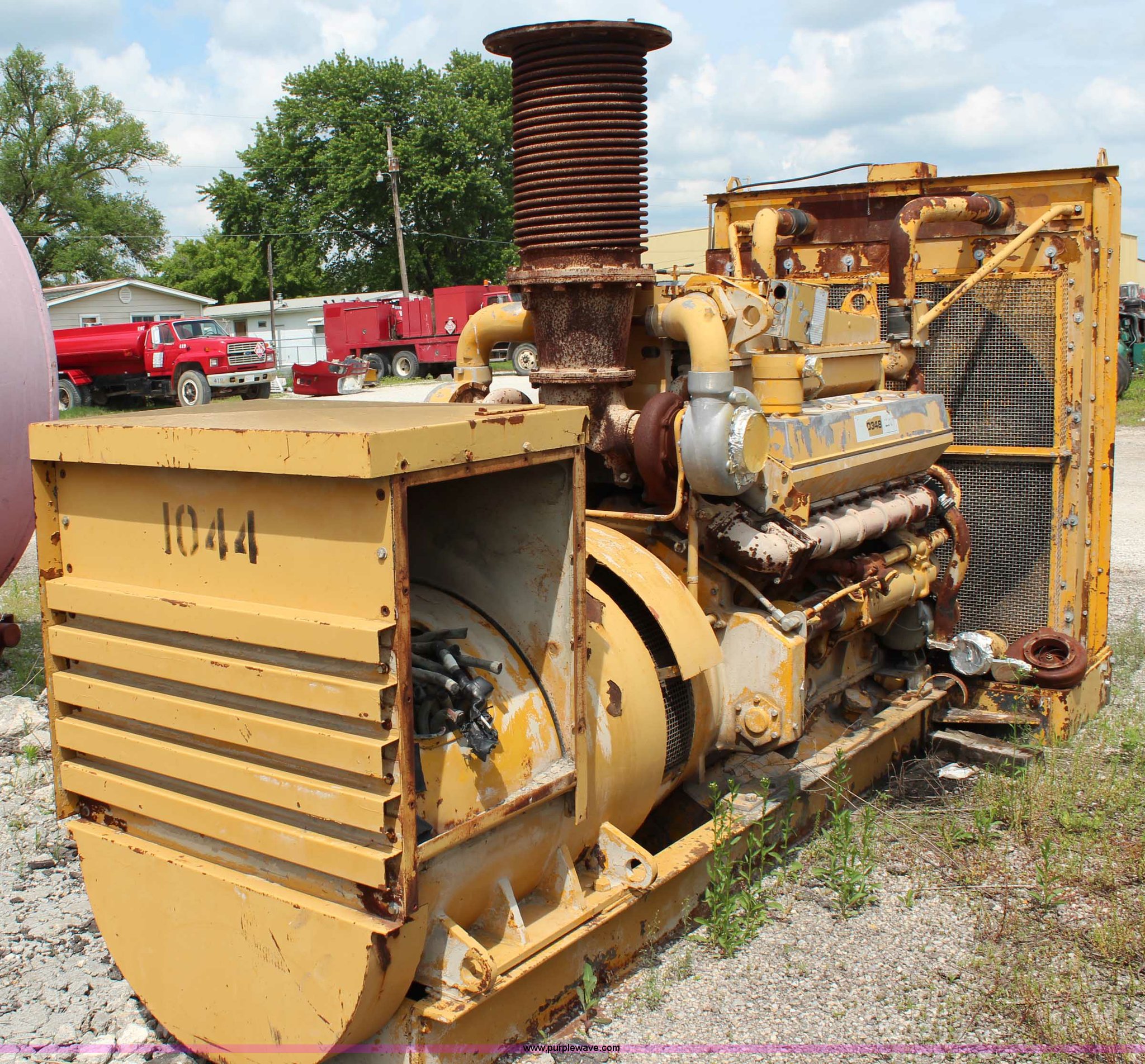 Caterpillar D348 generator in Topeka, KS | Item H2734 sold | Purple Wave