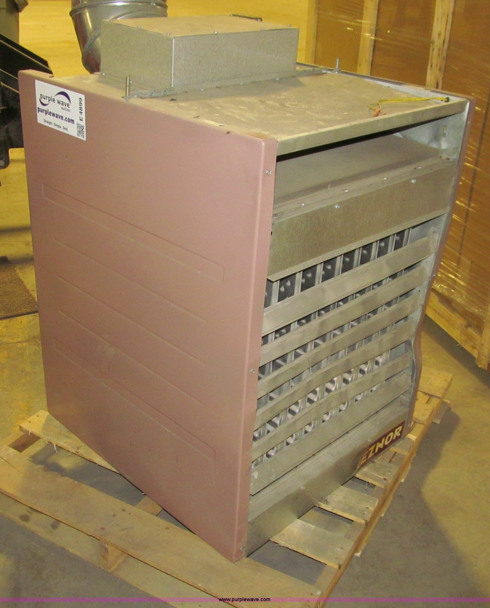 Reznor furnace in Des Moines, IA | Item E4899 sold | Purple Wave
