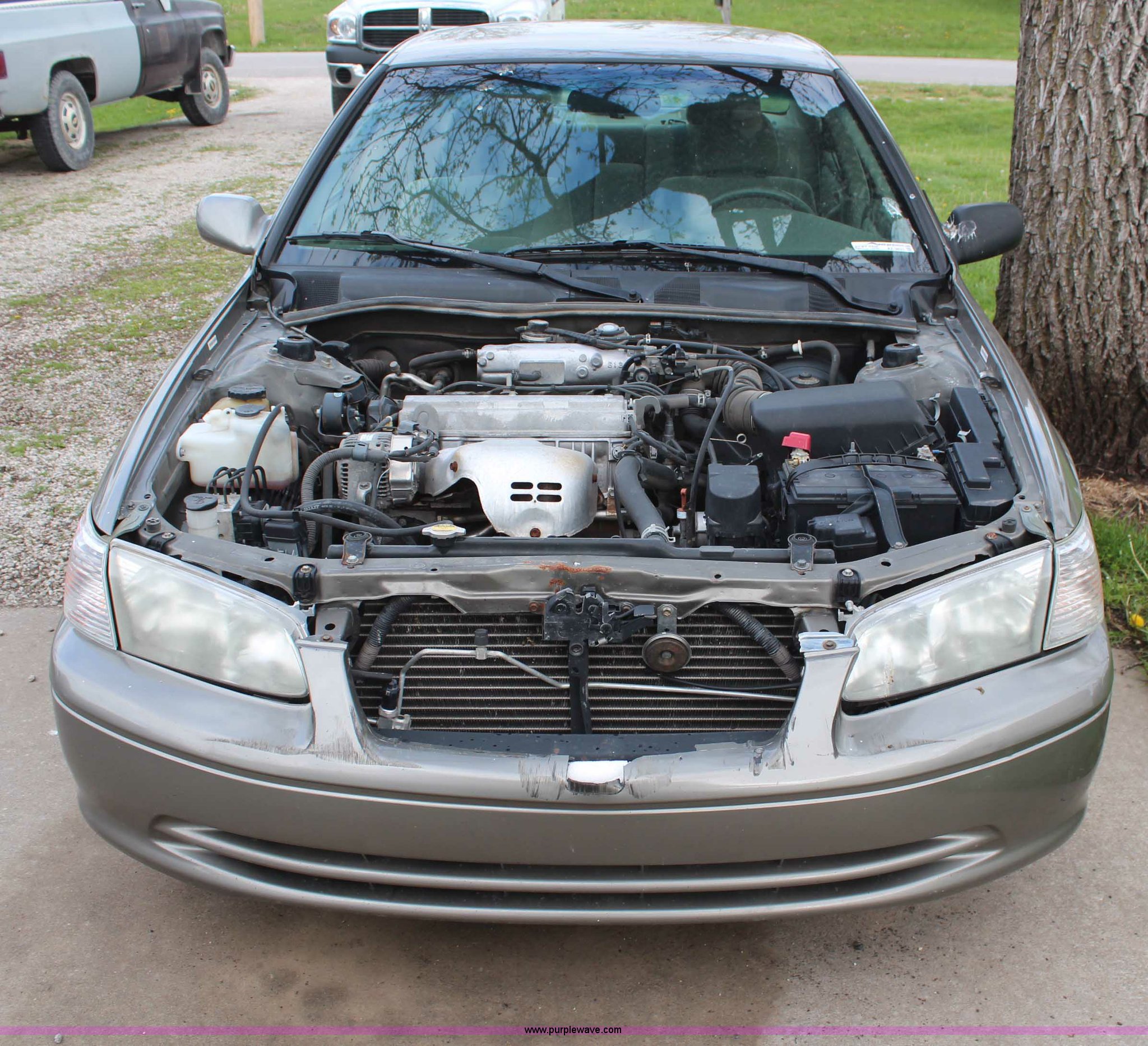 2000 Toyota Camry in Ottawa, KS | Item AZ9833 sold | Purple Wave