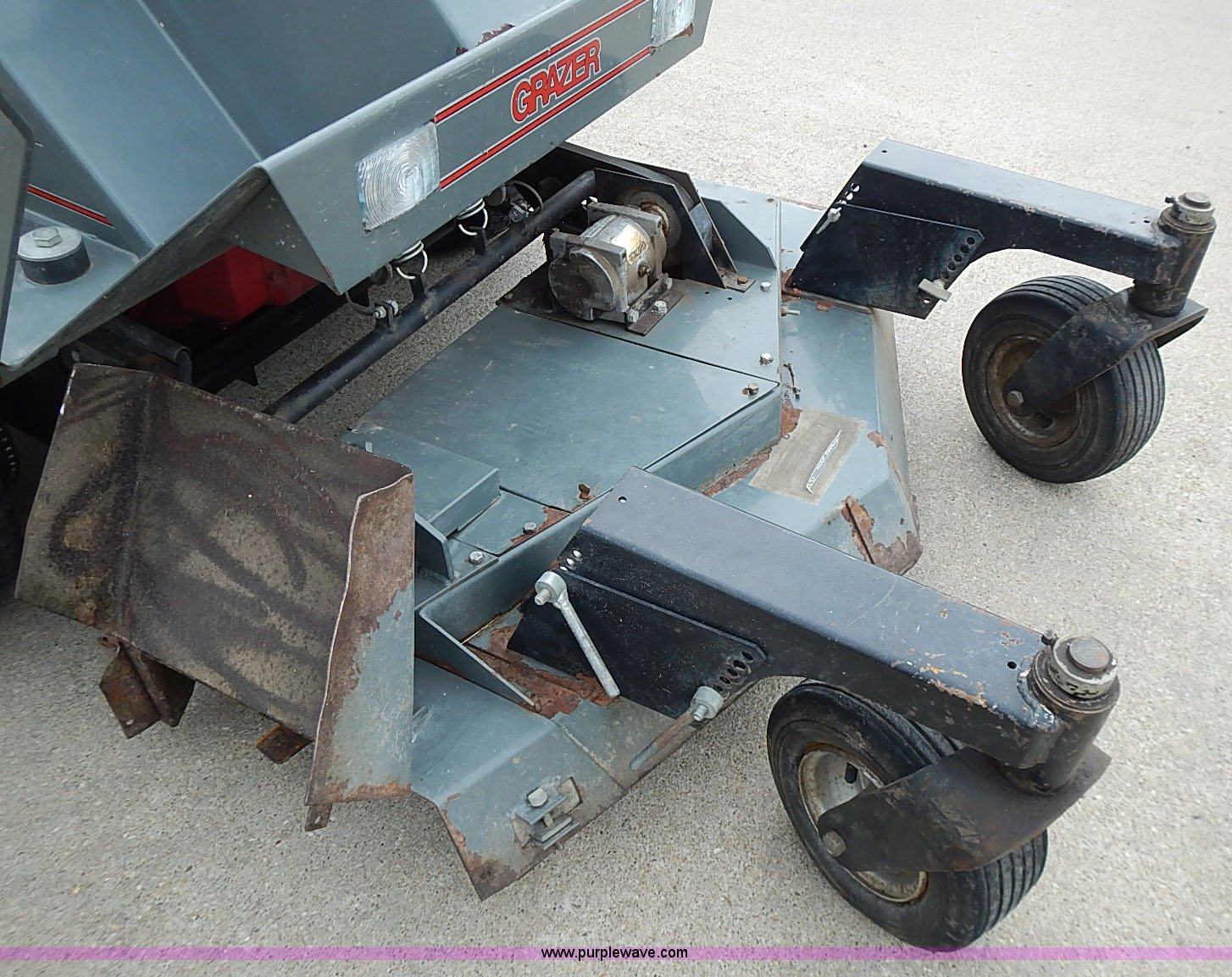 Grazer 1250 ZTR lawn mower in Manhattan, KS | Item BA9733 sold | Purple ...