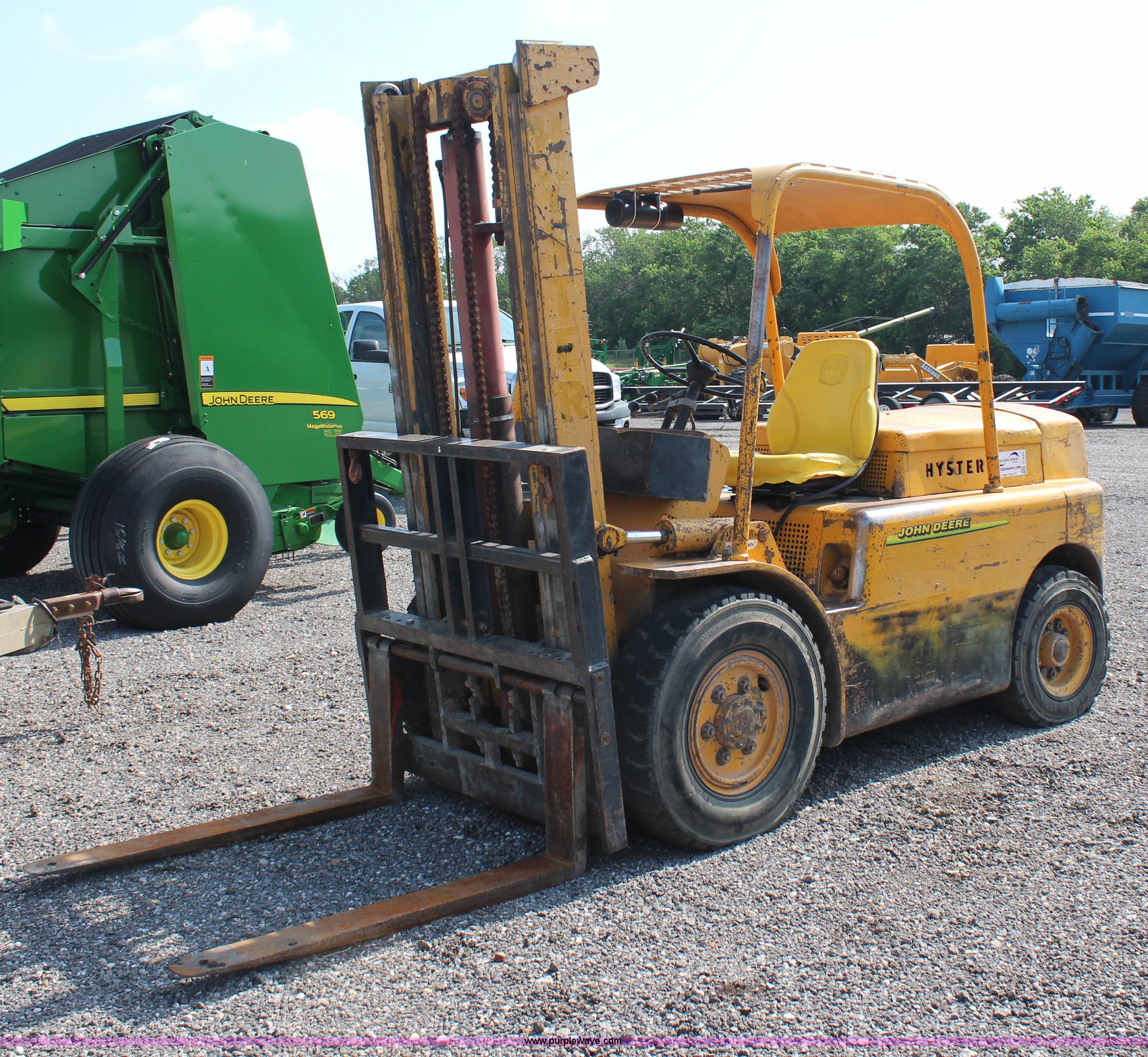 Hyster H80C forklift in Baldwin City, KS | Item J1034 sold | Purple Wave