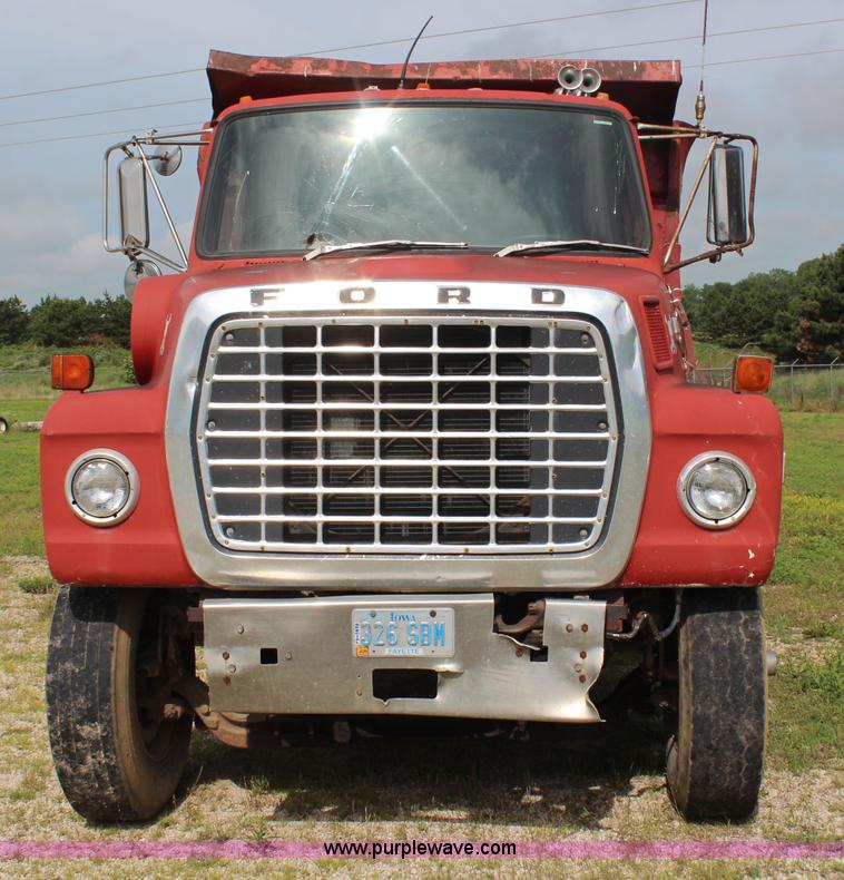 1978 Ford 8000 dump truck in Bucyrus, KS | Item H2560 sold | Purple Wave