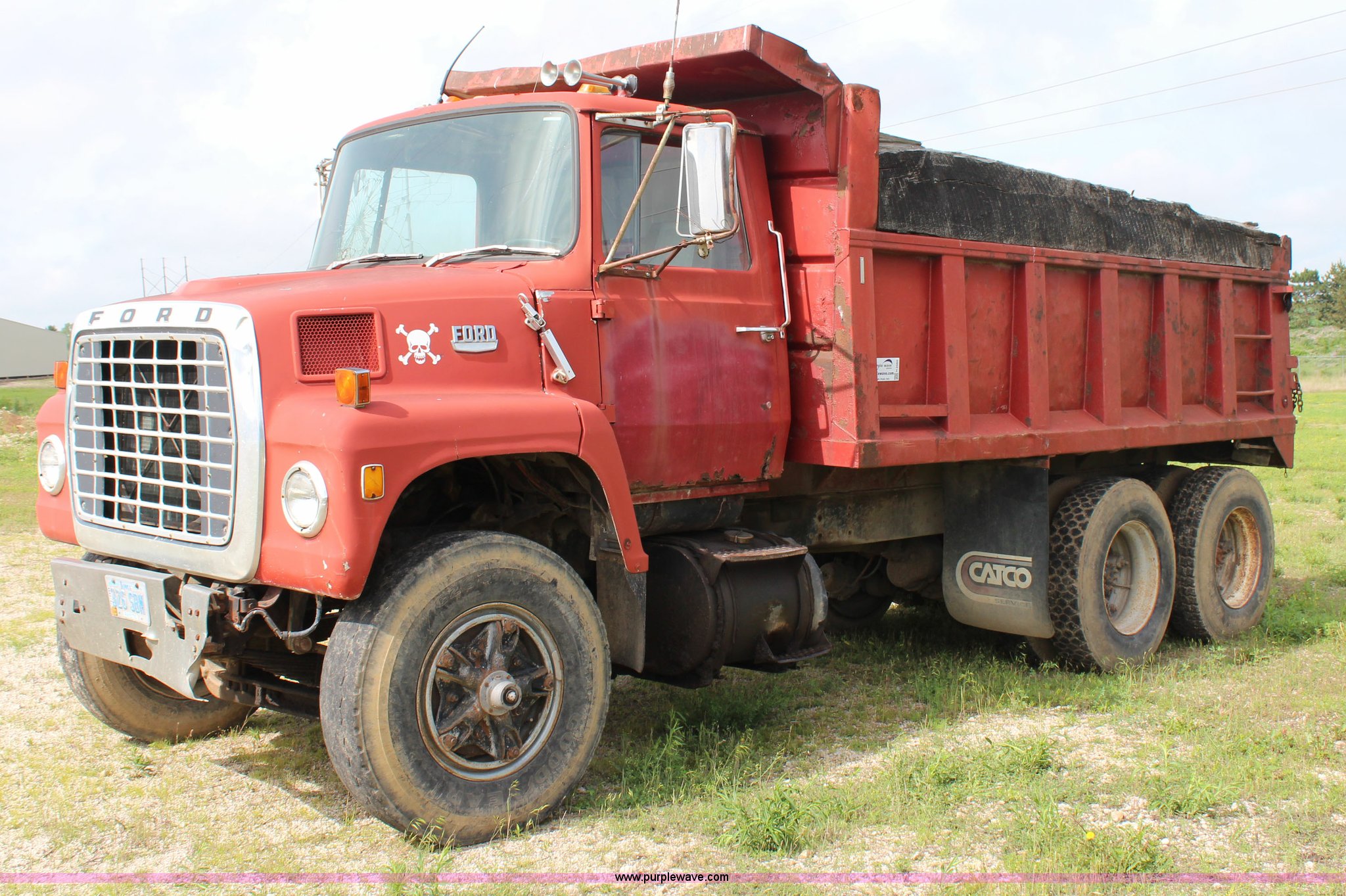 1978 Ford 8000 dump truck in Bucyrus, KS | Item H2560 sold | Purple Wave