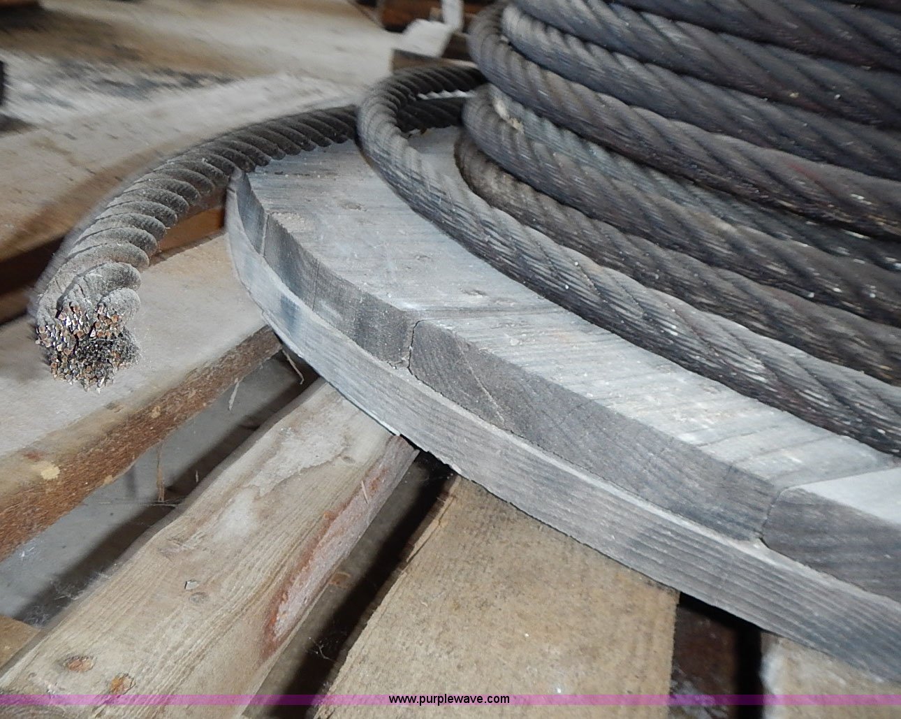 Approximately 330'L x 7/8" diameter crane cable in Kansas City, KS ...