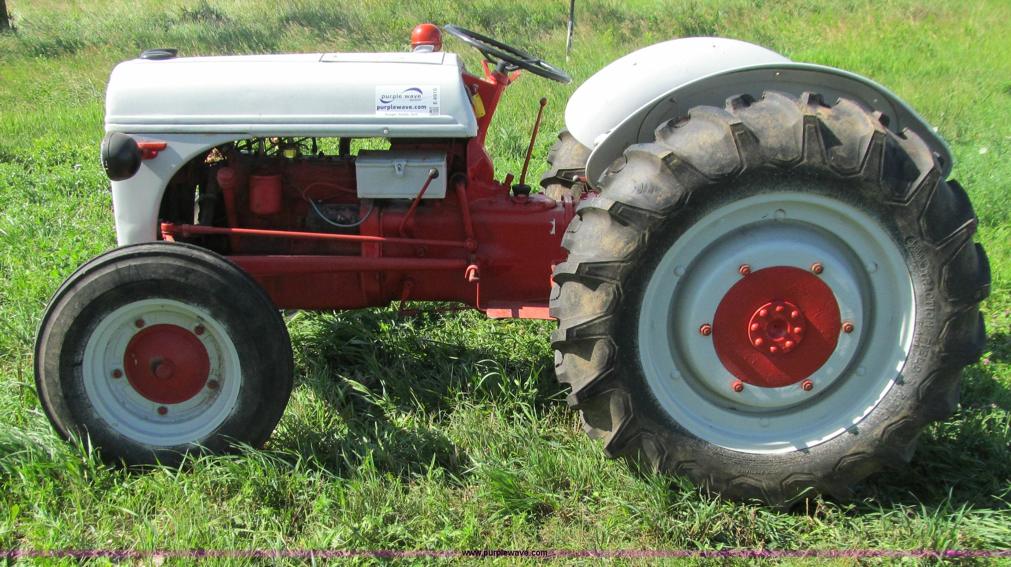 Ford 9N tractor in Ackworth, IA | Item E4916 sold | Purple Wave