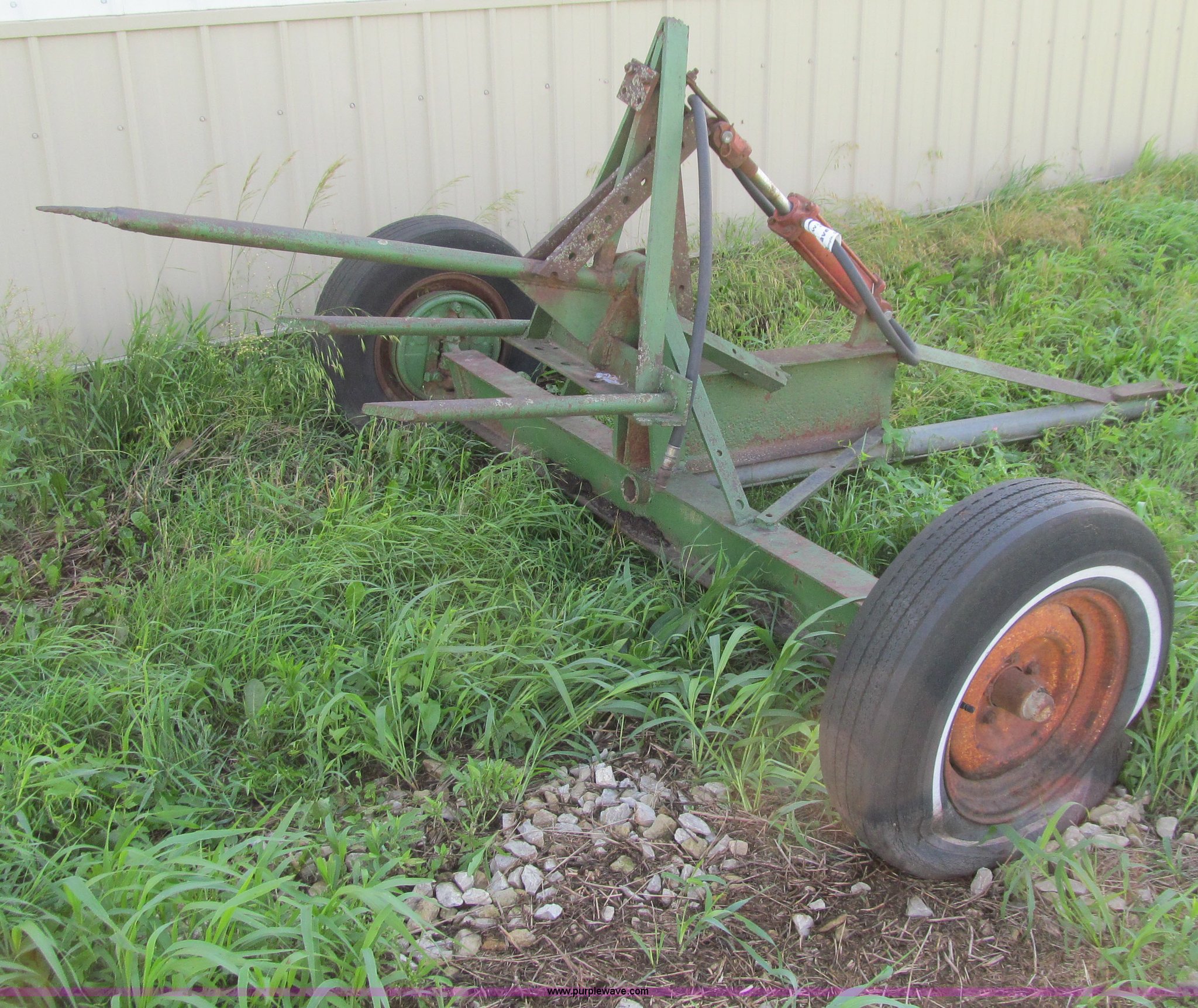 Shop built tow behind bale spear in Ackworth, IA | Item E4918 sold ...