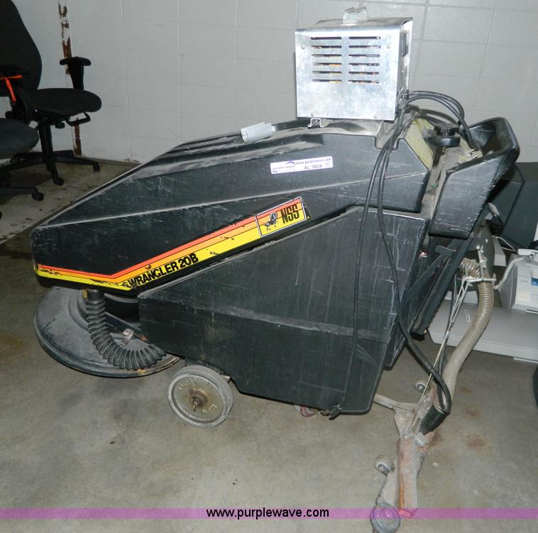NSS Wrangler 20B floor scrubber in Salina, KS | Item AL9828 sold ...