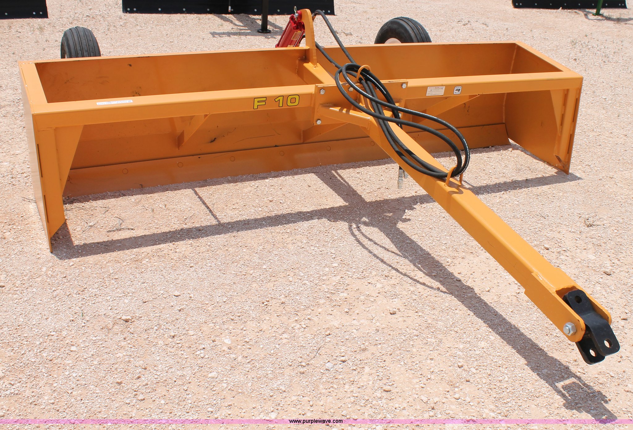 Farm King F10 drag box scraper in Seminole, TX | Item AO9714 sold ...