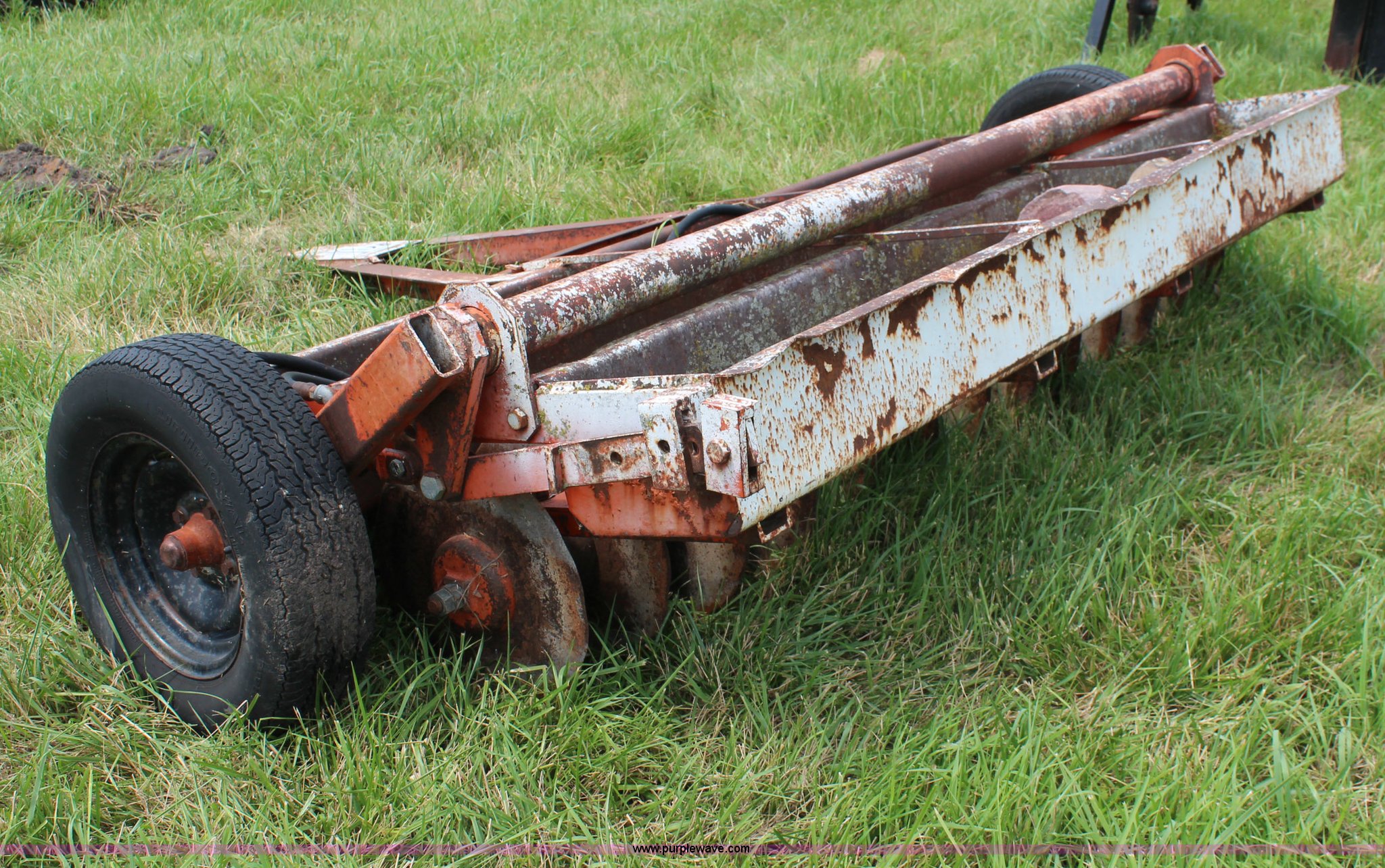 Finn mulch crimper in Holton, KS | Item J1133 sold | Purple Wave