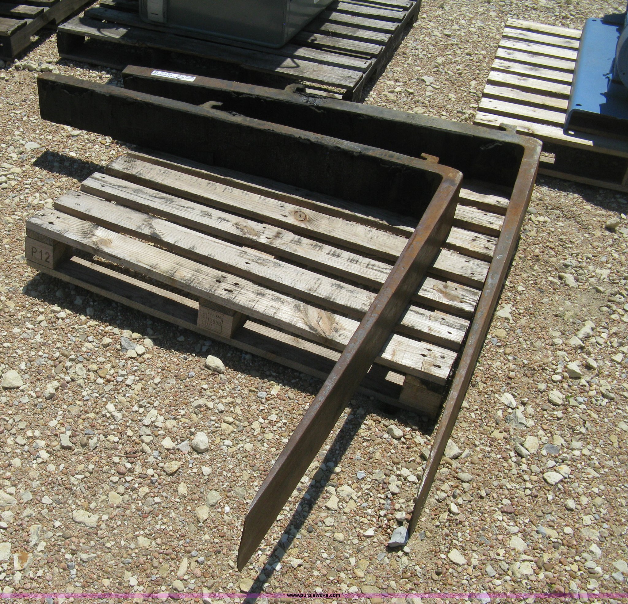 (2) forklift slide-on forks in Halstead, KS | Item AS9047 sold | Purple ...