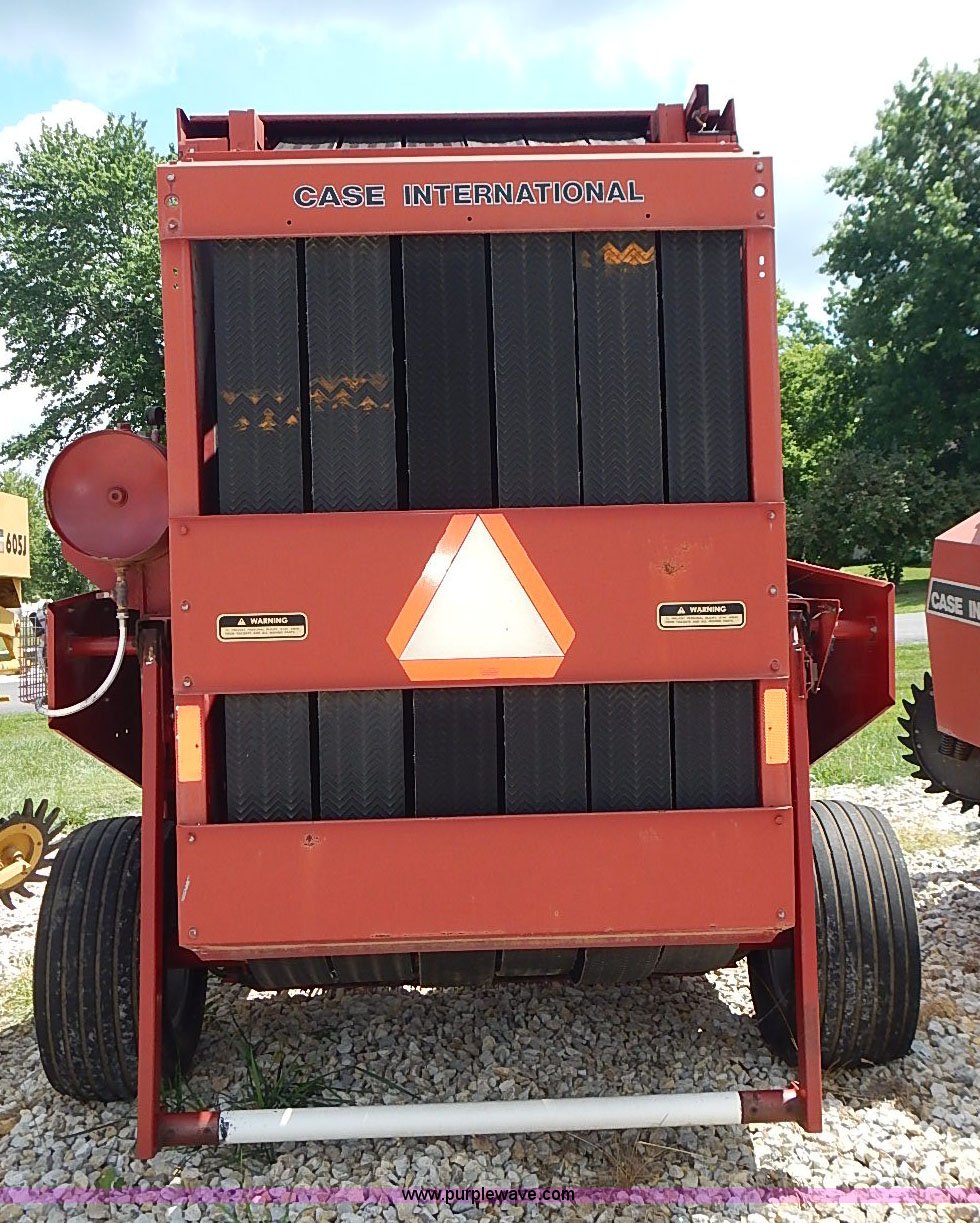 Case IH 8455 round baler in Greeley, KS | Item I3517 sold | Purple Wave