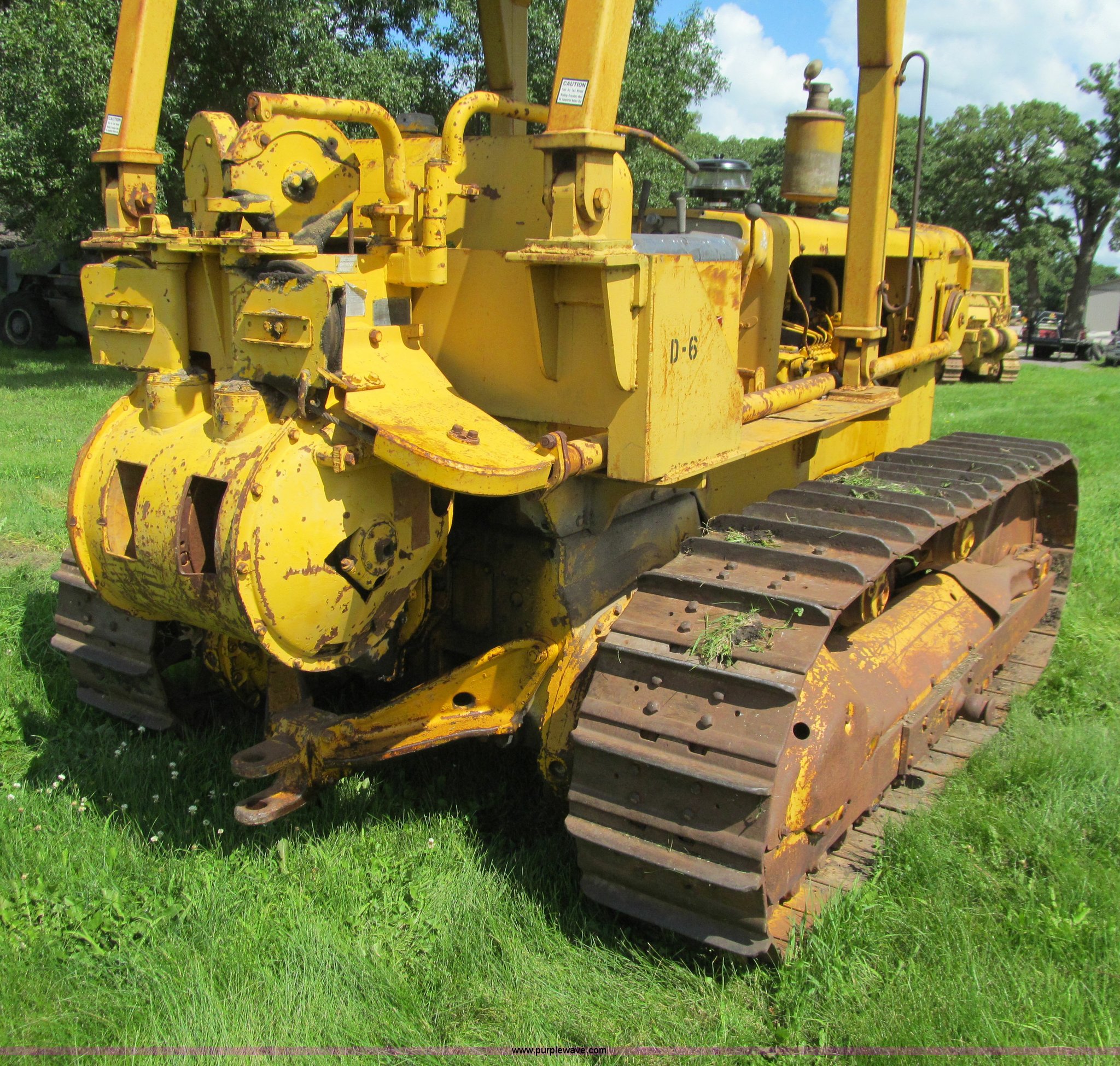 1962 Caterpillar D6B dozer in Fort Dodge, IA | Item E4920 sold | Purple ...