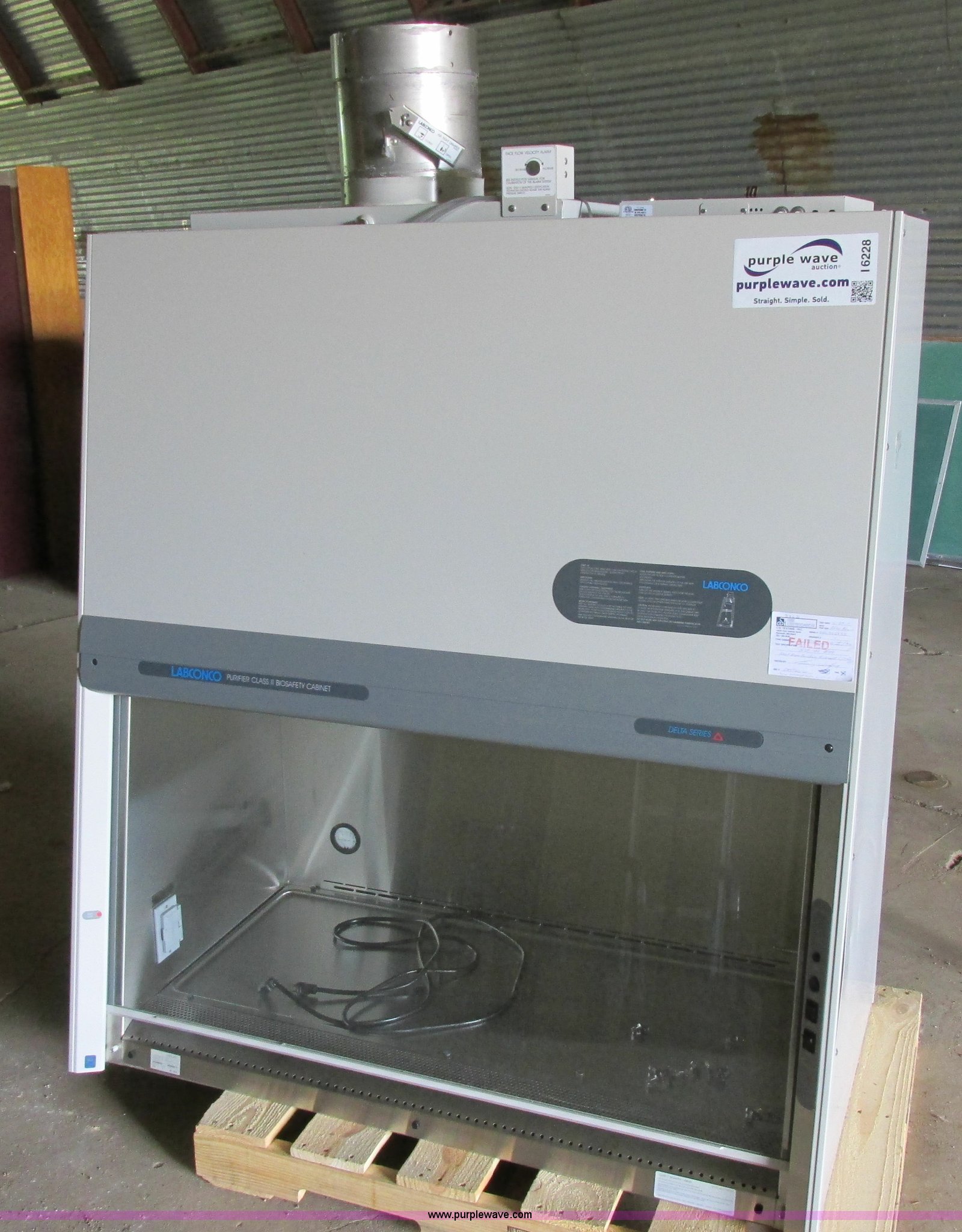 Labconco Class II Delta Series 36210 B2 bio-safety cabinet in ...