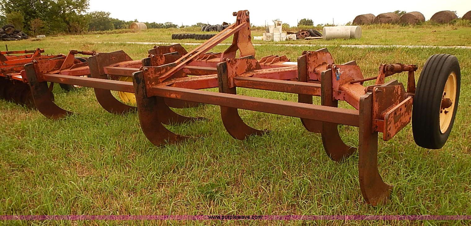 Nine shank ripper in Paola, KS | Item J2048 sold | Purple Wave