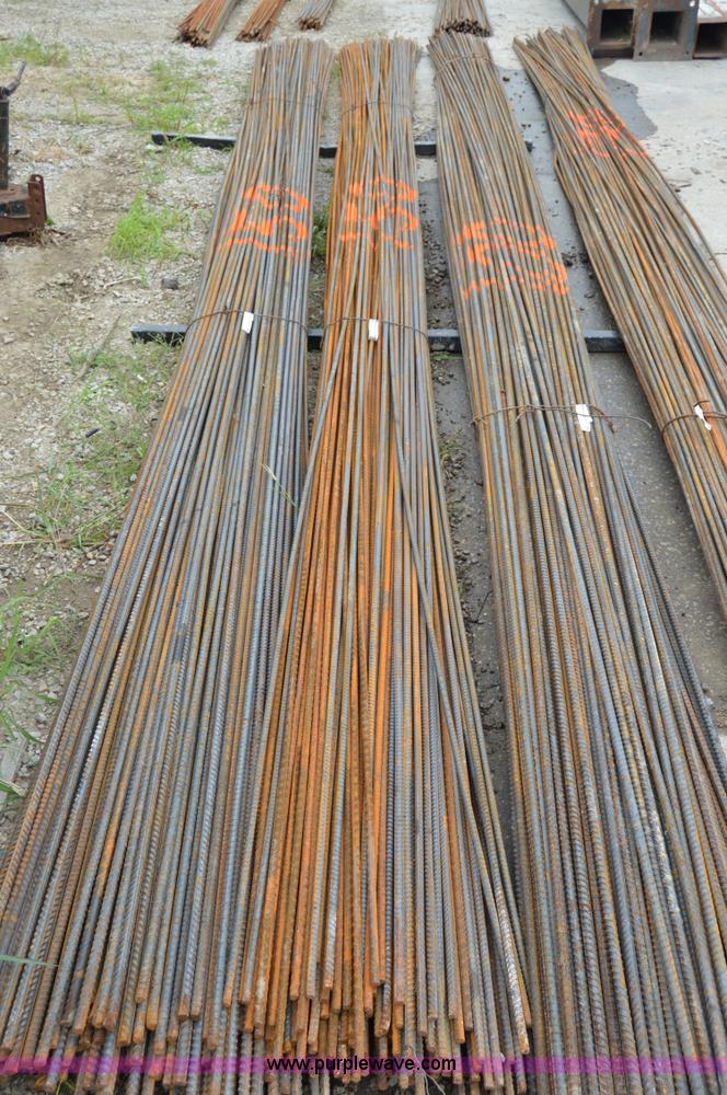 (150) 1/2" #4 grade 60 rebar in Grain Valley, MO | Item Z9168 sold ...