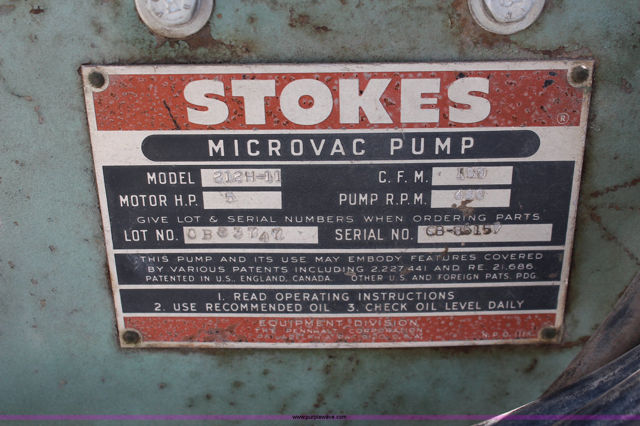 Stokes microvac pump in Topeka, KS | Item BA9102 sold | Purple Wave