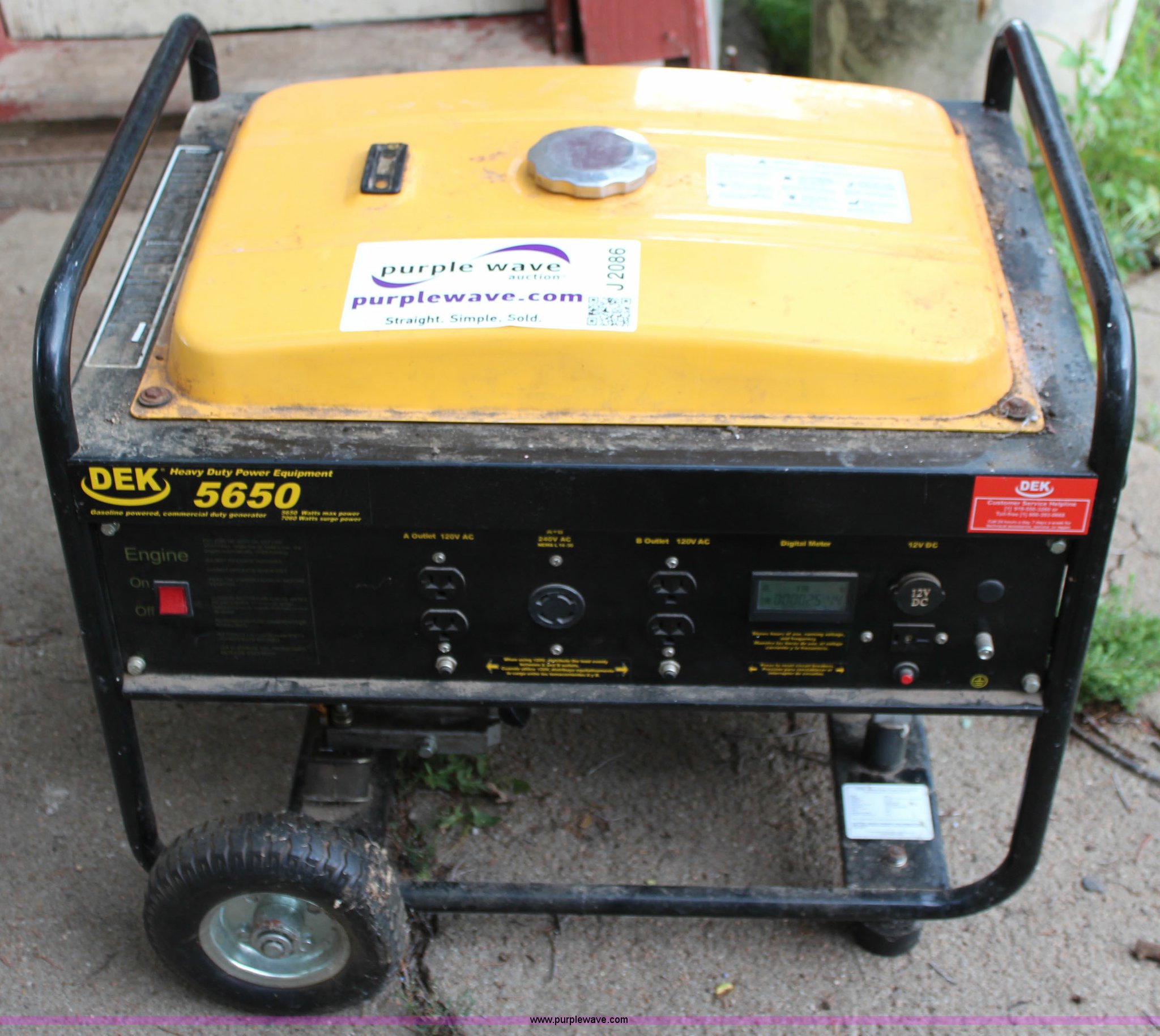 Dek 5650 generator in Waterville, KS | Item J2086 sold | Purple Wave
