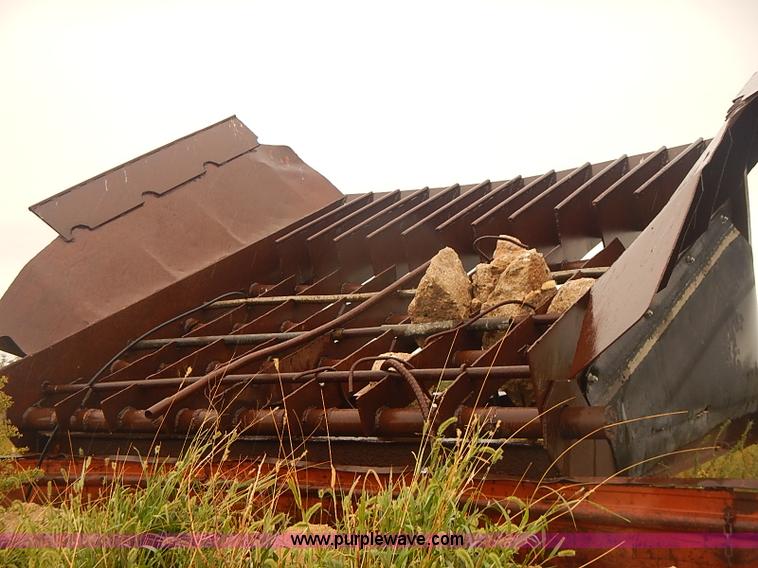 Grizzly rock separator in Russell, KS | Item I5468 sold | Purple Wave