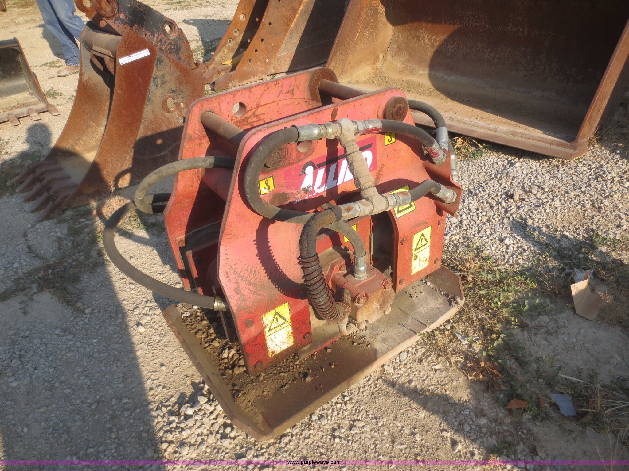 Allied Ho Pac 8700C hydraulic tamper in Parsons, KS | Item AY9728 sold ...