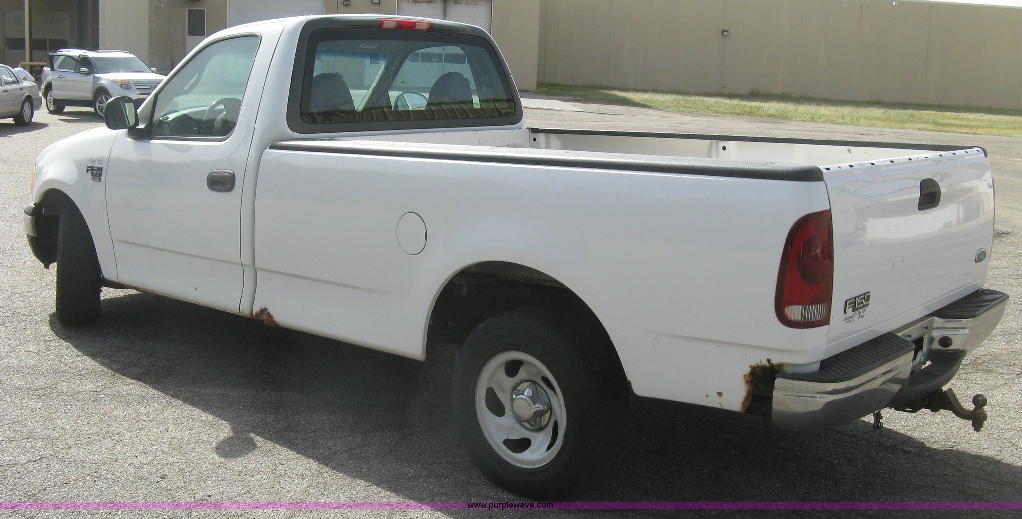 2002 Ford F150 XL pickup truck in Hutchinson, KS | Item E7883 sold ...