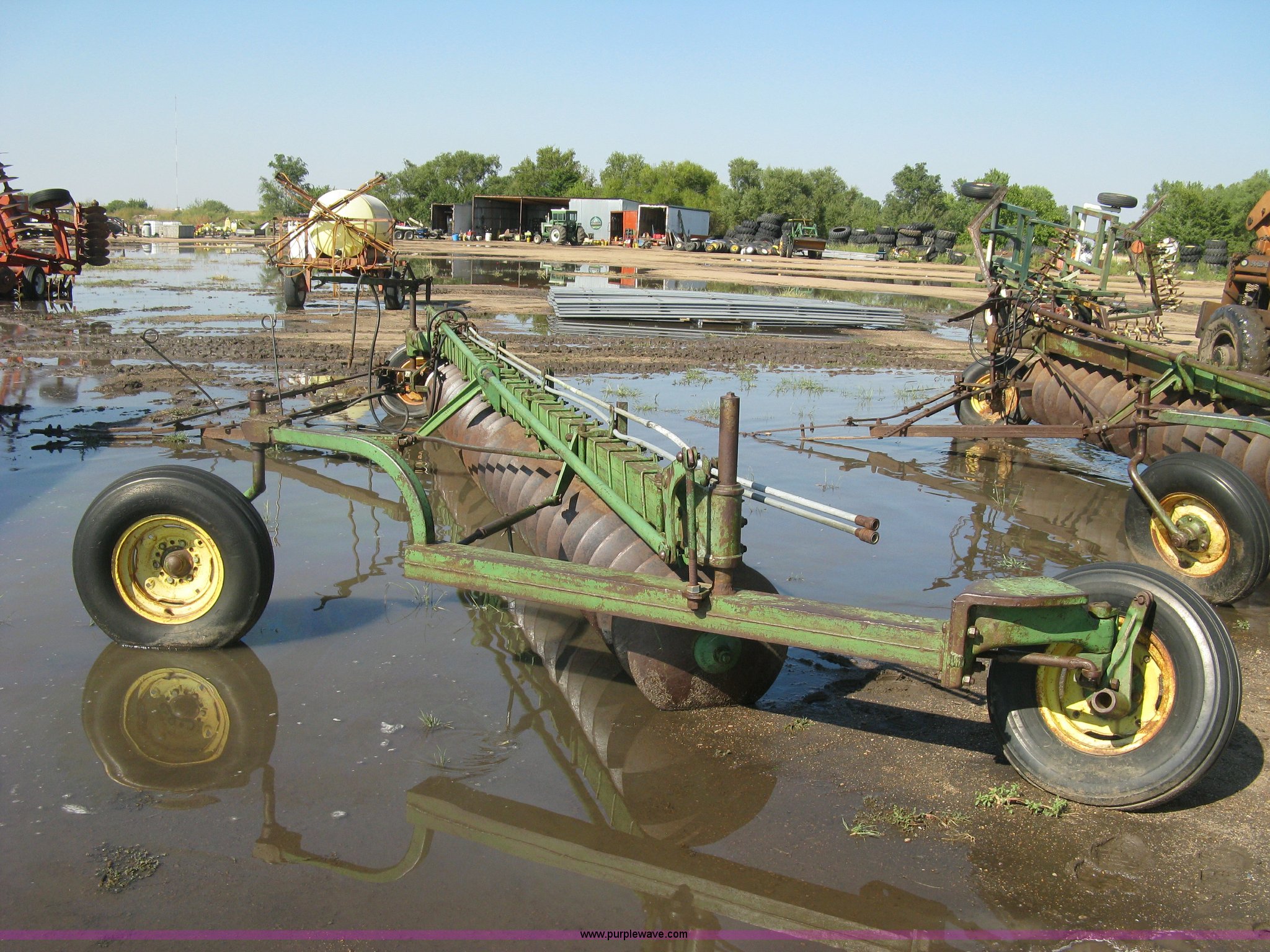 John Deere one-way disk harrows in Kinsley, KS | Item E7978 sold ...