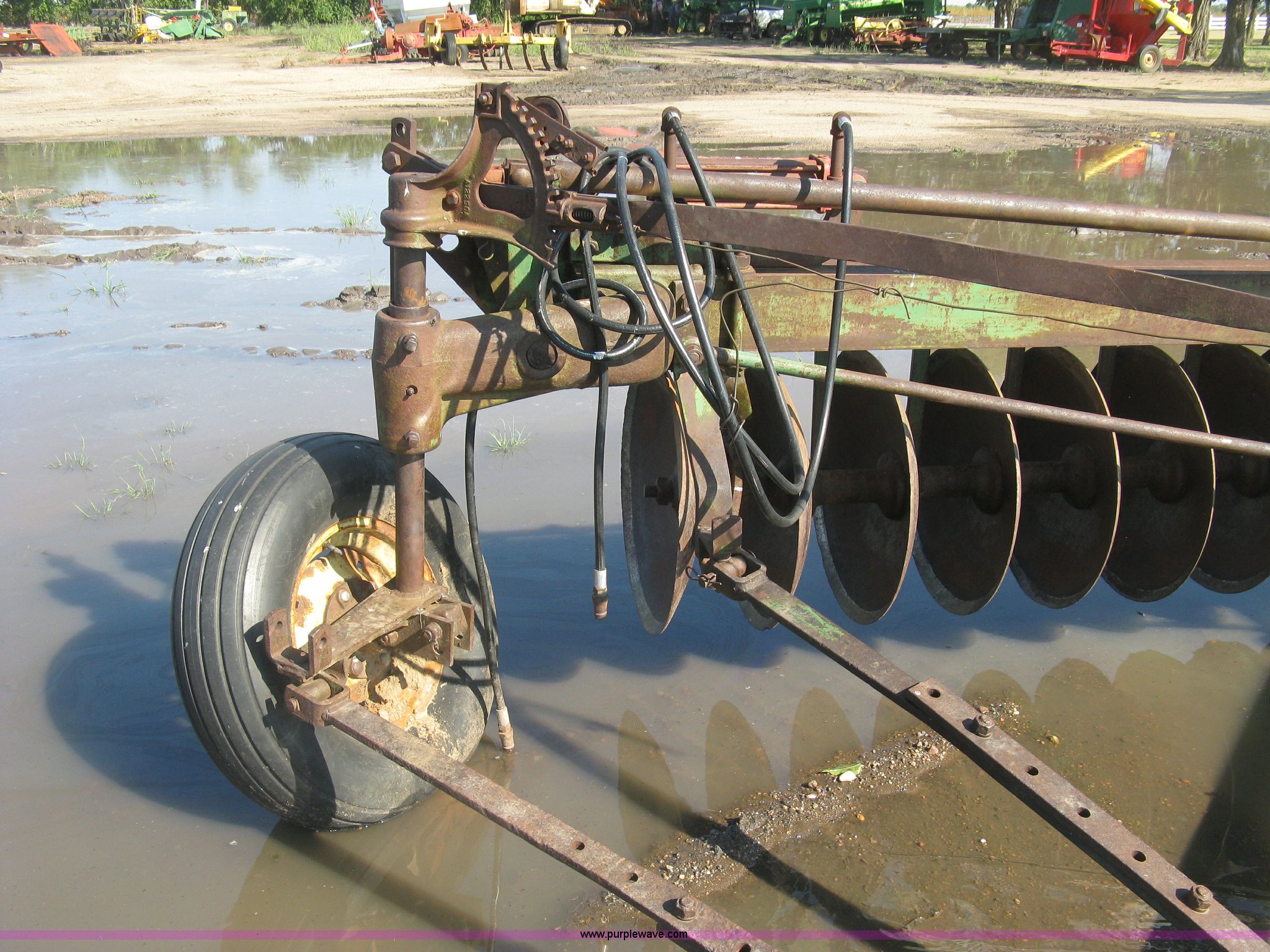 John Deere one-way disk harrows in Kinsley, KS | Item E7979 sold ...