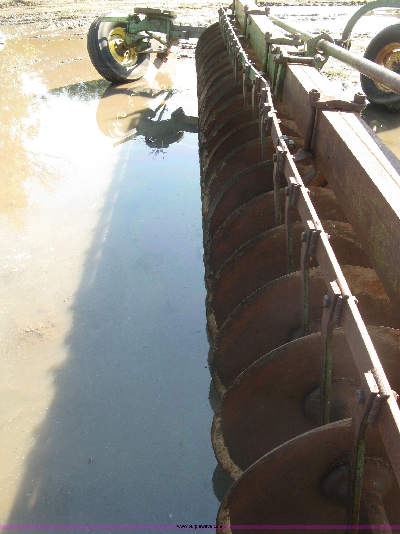 John Deere one-way disk harrows in Kinsley, KS | Item E7979 sold ...