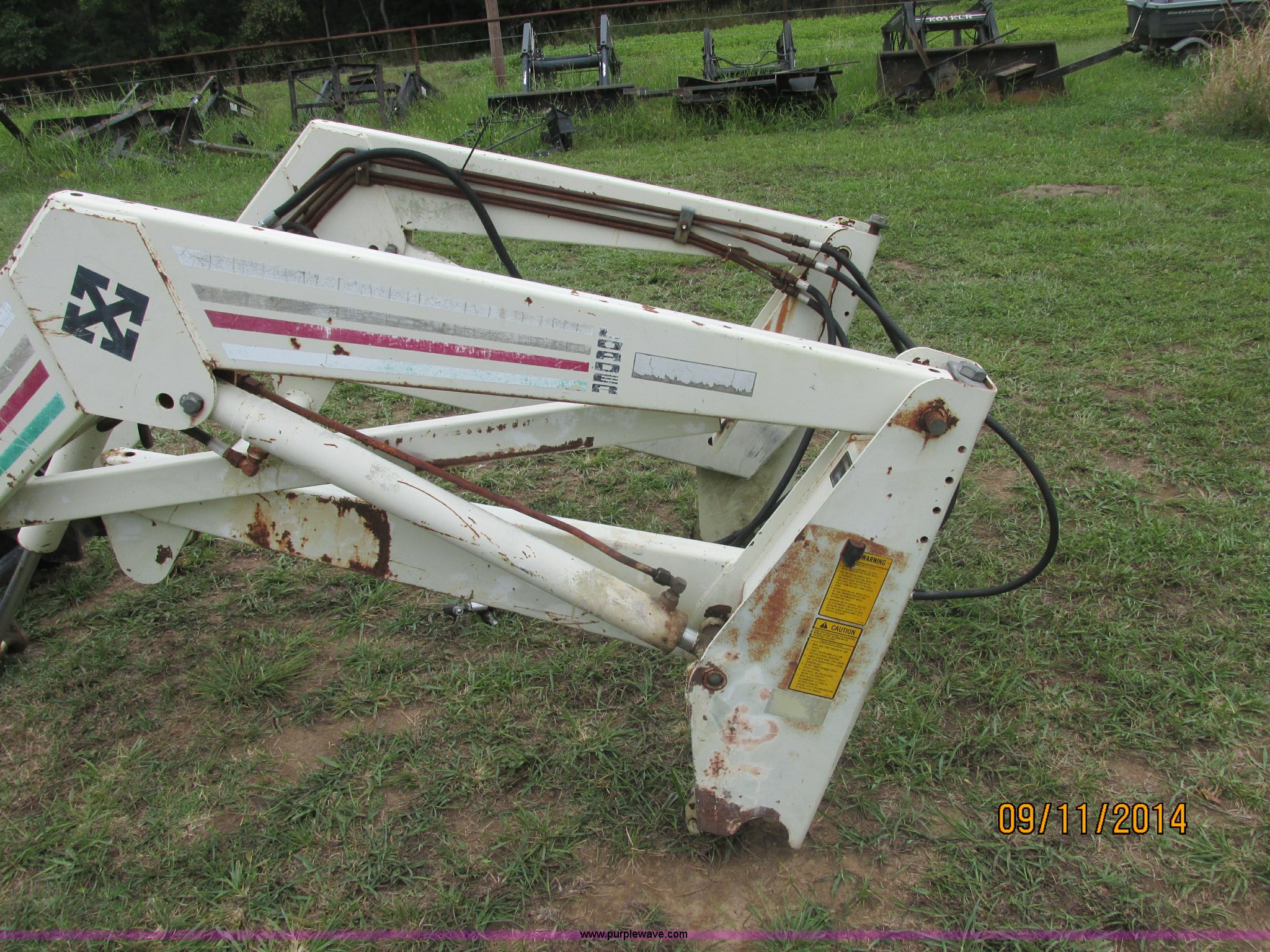Farm Hand 22 tractor loader in Stillwell, OK | Item J2432 sold | Purple ...