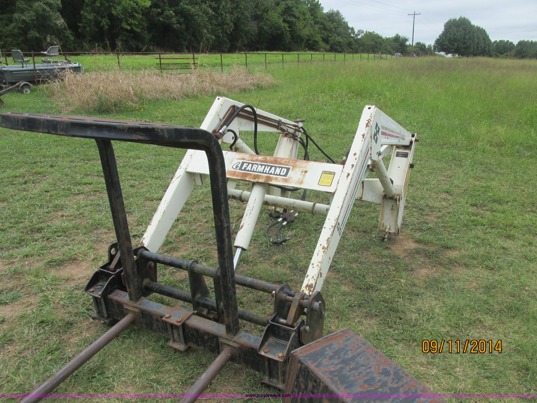 Farm Hand 22 tractor loader in Stillwell, OK | Item J2432 sold | Purple ...
