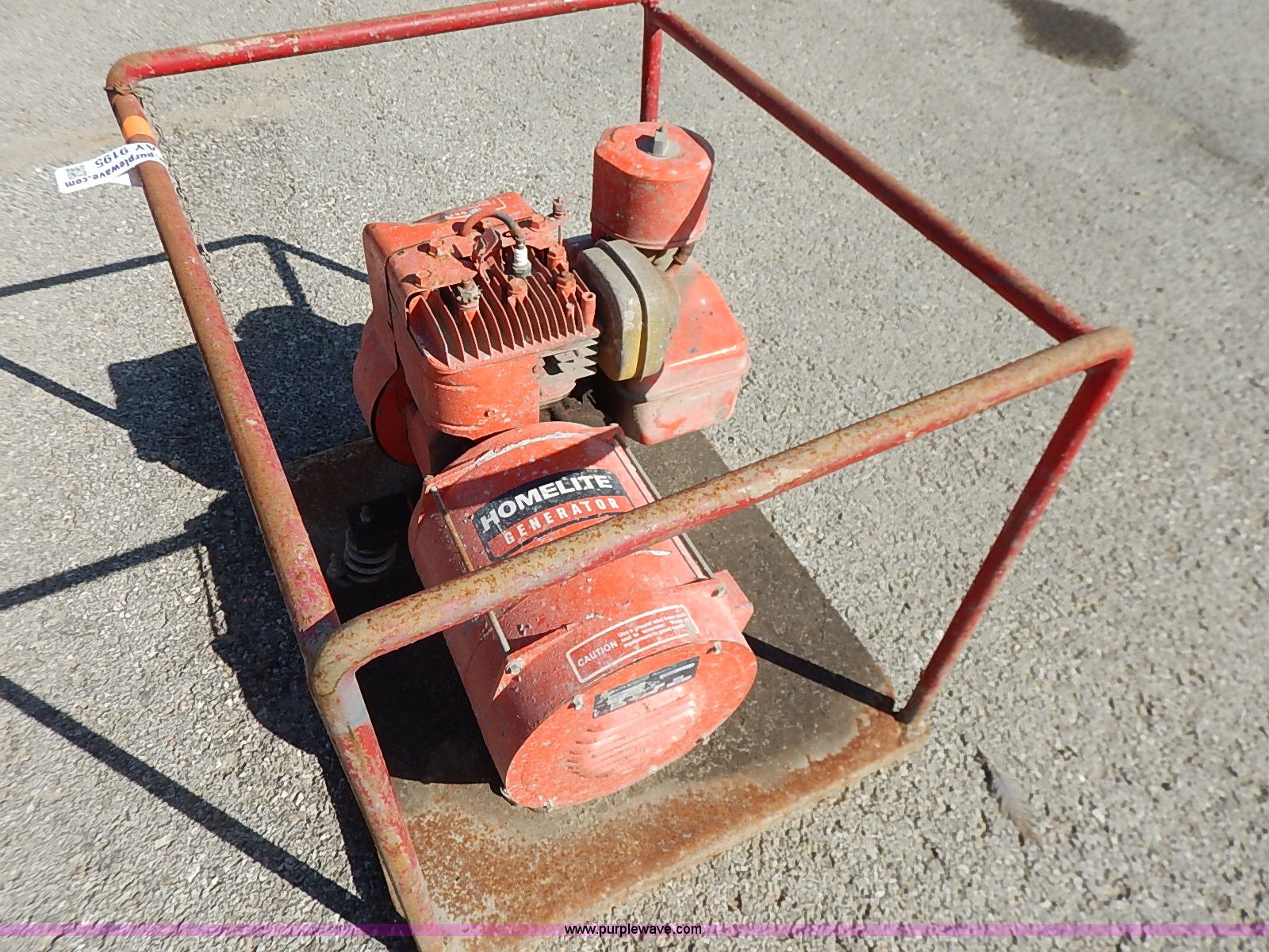 Homelite generator in Topeka, KS | Item AY9195 sold | Purple Wave