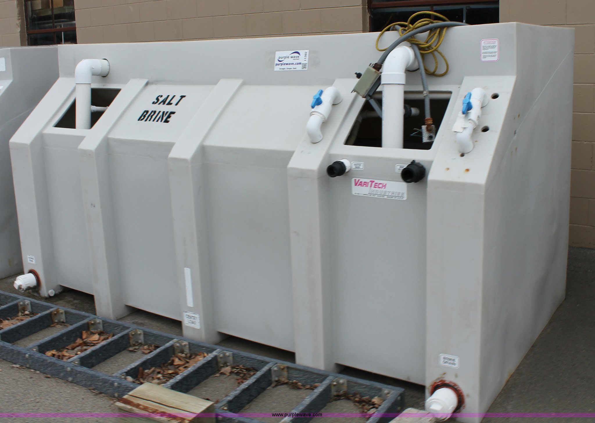 1998 Vari-Tech SB600 salt brine tank in Salina, KS | Item I1392 sold ...