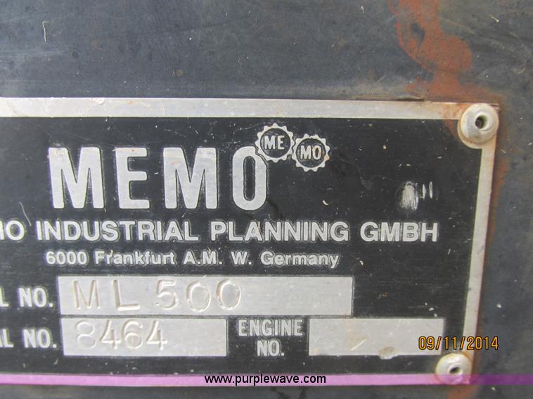 Memo ML500 tractor loader in Stillwell, OK | Item J2428 sold | Purple Wave