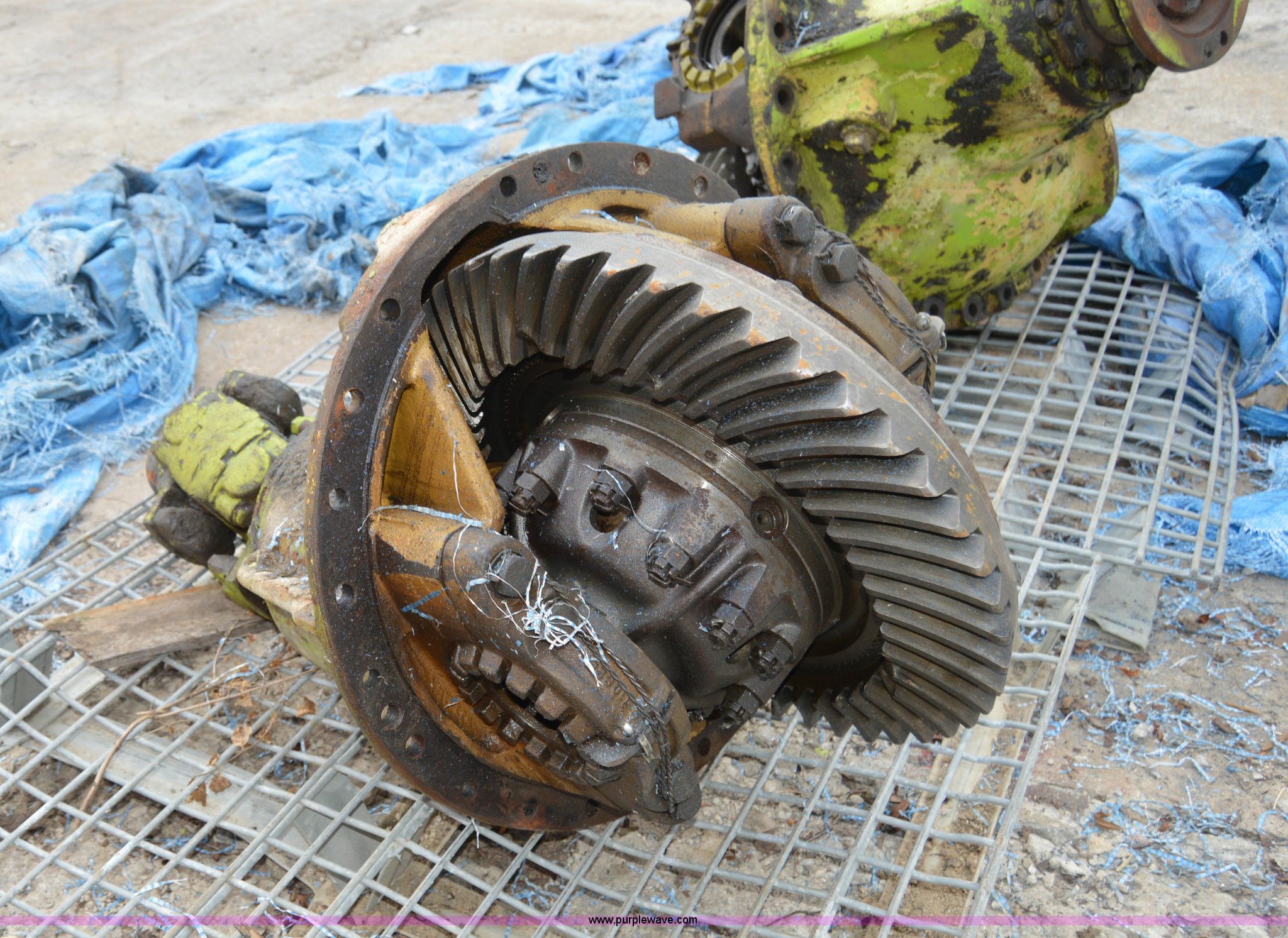 Terex TS24 scraper rear differential in Liberty, MO | Item AW9204 sold ...