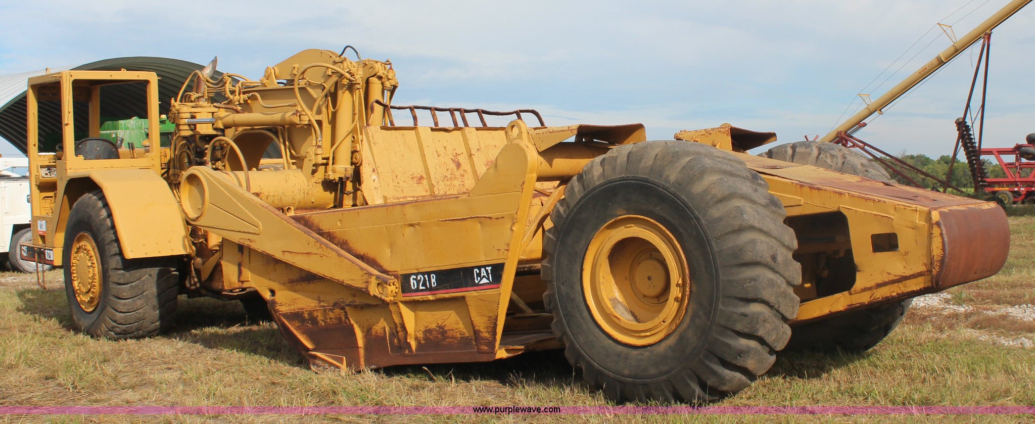 1981 Caterpillar 621B scraper in Osawatomie, KS | Item I5779 sold ...