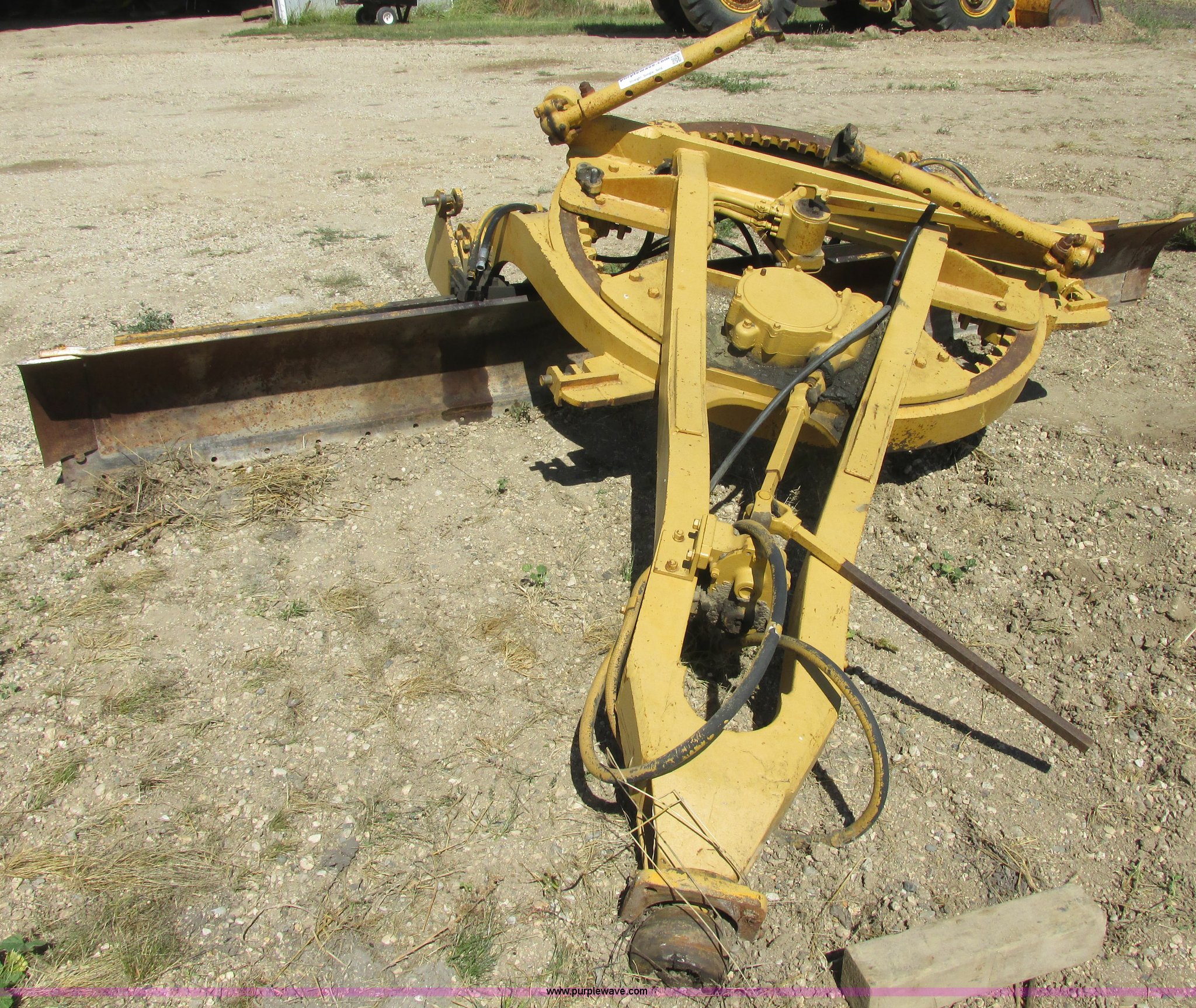 Circle for Caterpillar motor grader in Corona, SD | Item I6131 sold ...