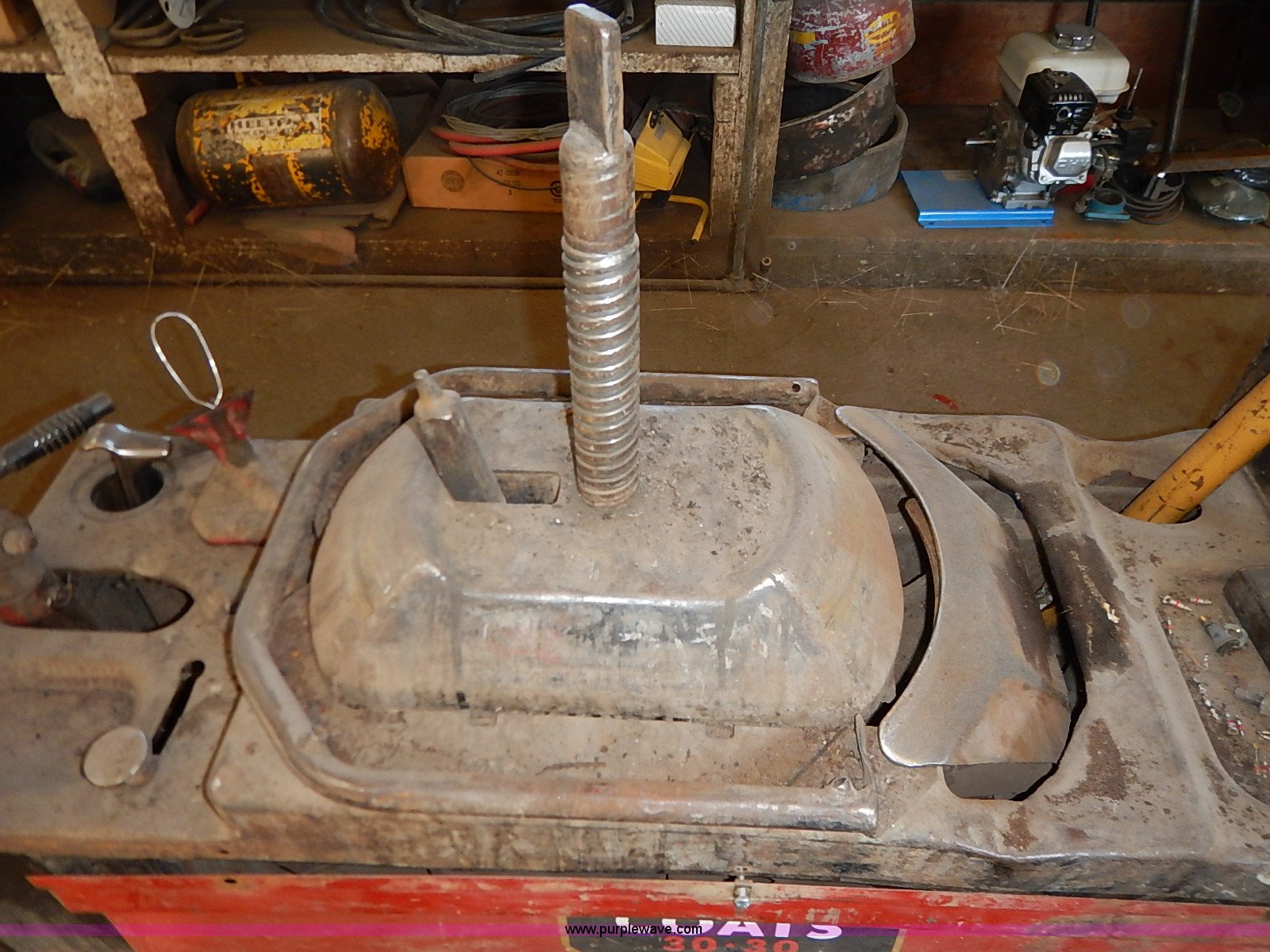 Coats 30/30 Air-Flat tire machine in Marquette, KS | Item I5302 sold ...