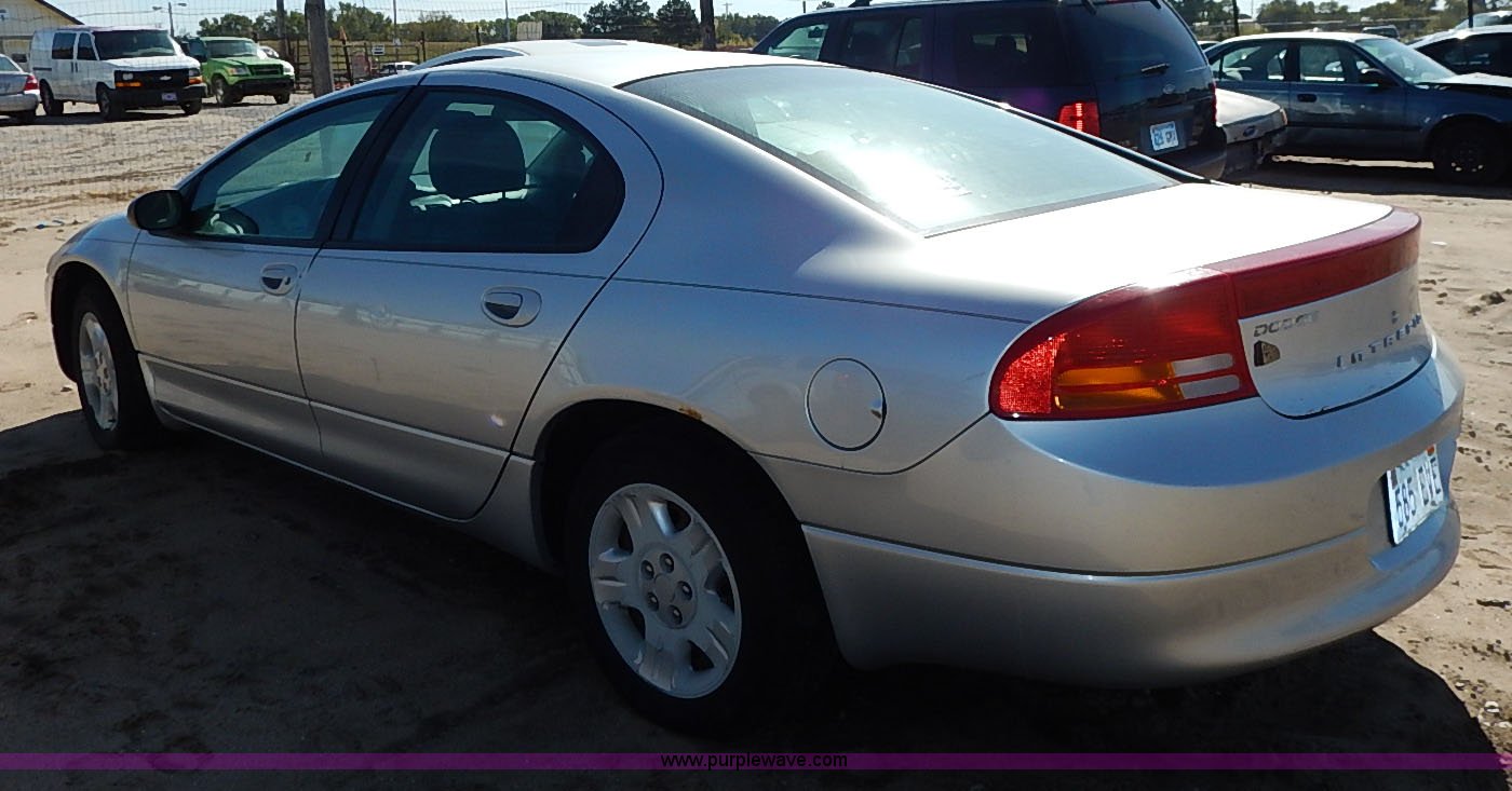 2002 Dodge Intrepid SE in Wichita, KS | Item I5365 sold | Purple Wave