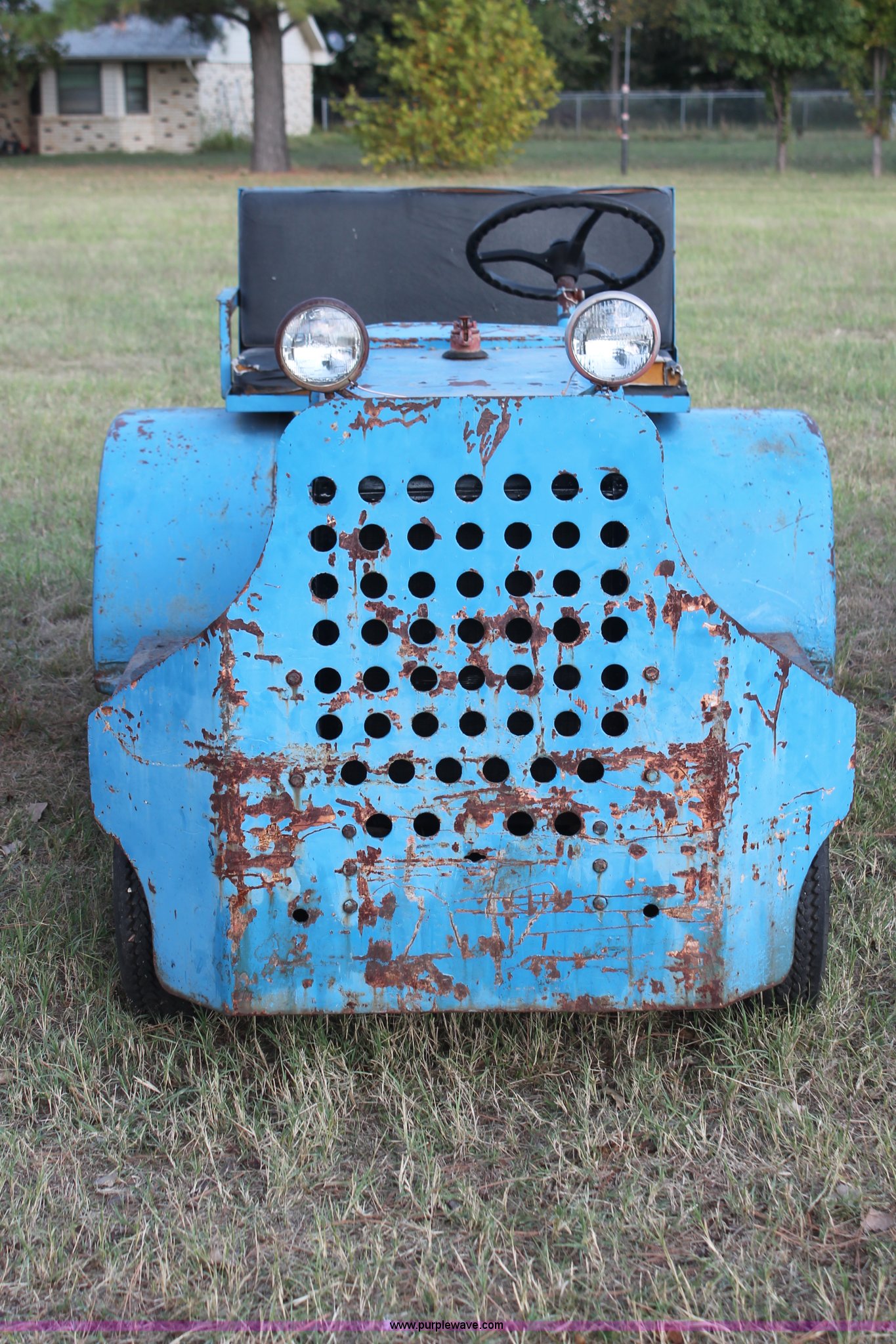 1941 Clark Tug Tructractor in Goldsby, OK | Item H5580 sold | Purple Wave