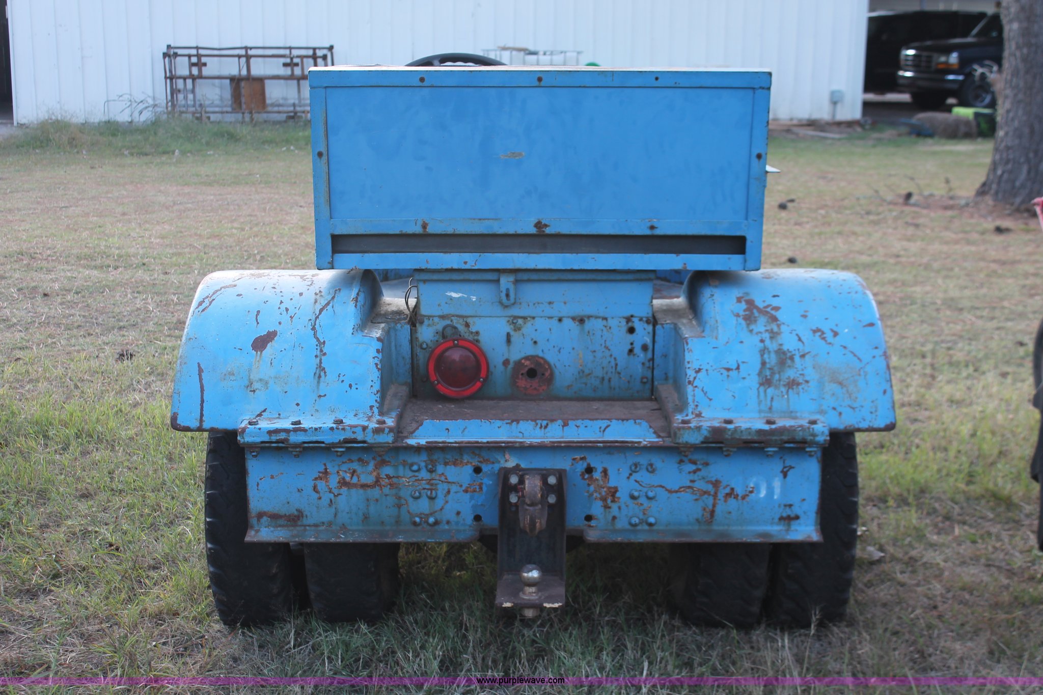 1941 Clark Tug Tructractor in Goldsby, OK | Item H5580 sold | Purple Wave