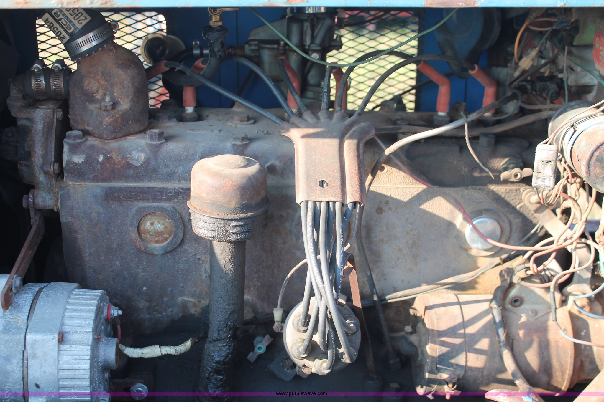 1941 Clark Tug Tructractor in Goldsby, OK | Item H5580 sold | Purple Wave