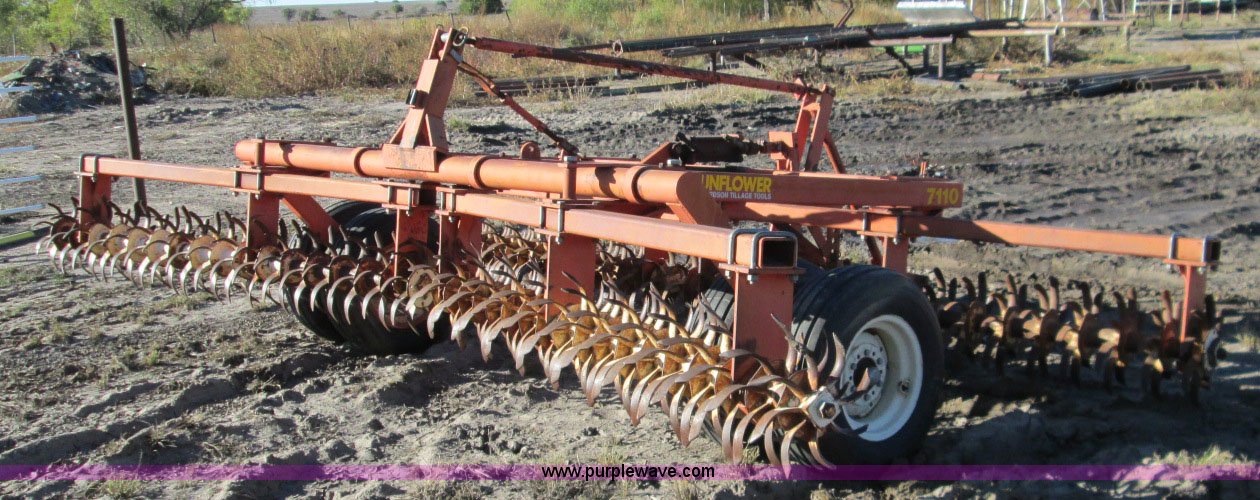 Sunflower 7110-15 mulch treader in Kinsley, KS | Item H9420 sold ...