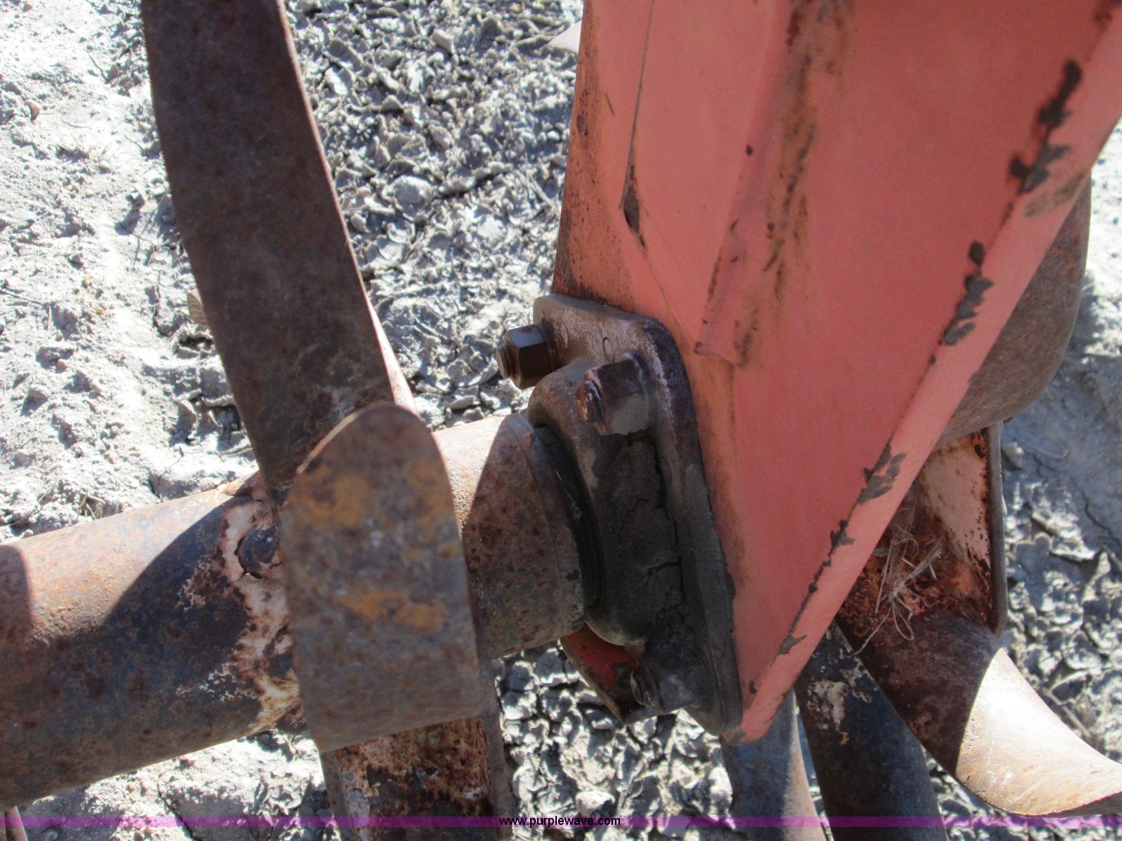 Sunflower 7110-15 mulch treader in Kinsley, KS | Item H9420 sold ...