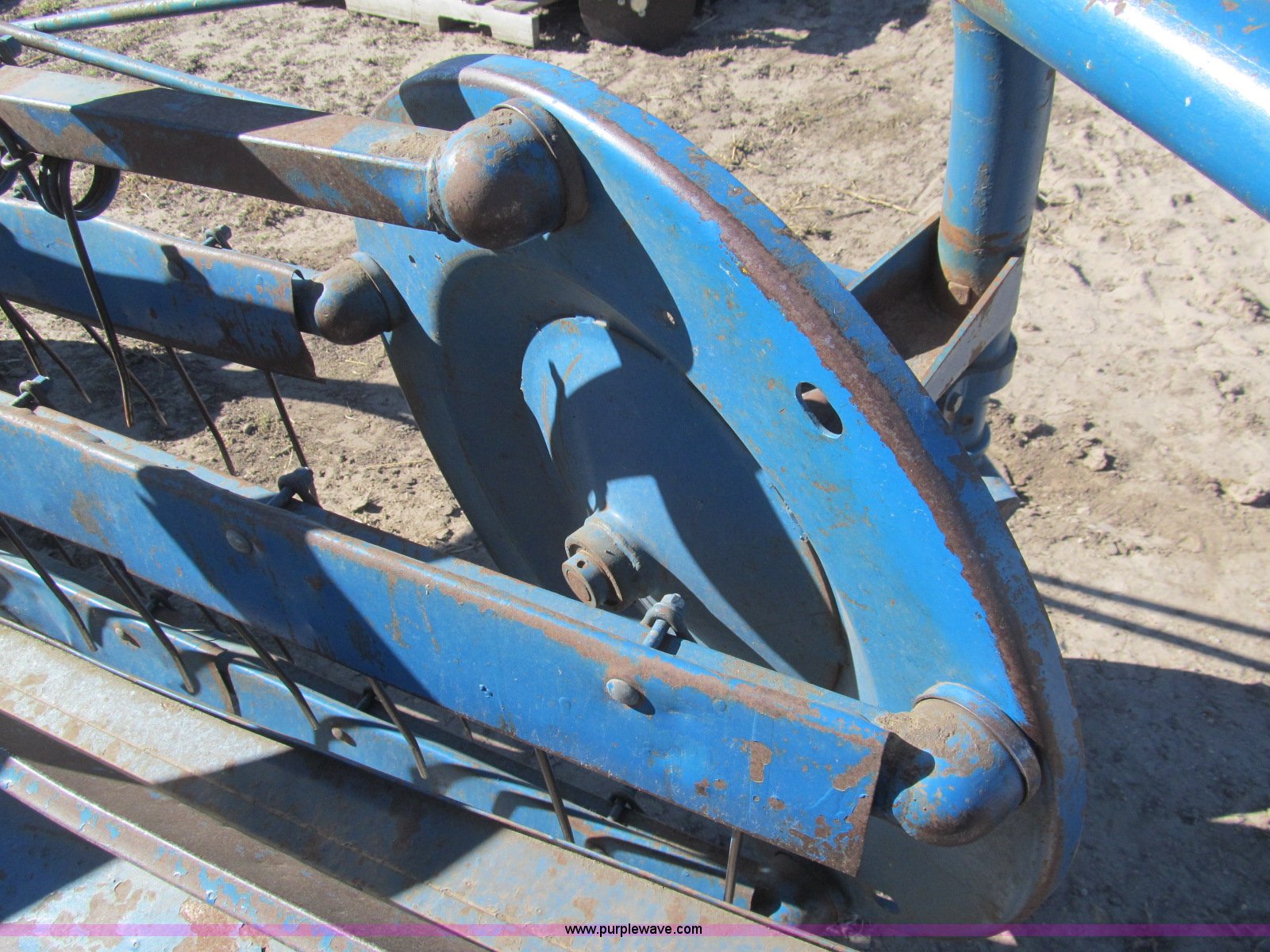 Ford 503 hay rake in Kinsley, KS | Item H9445 sold | Purple Wave