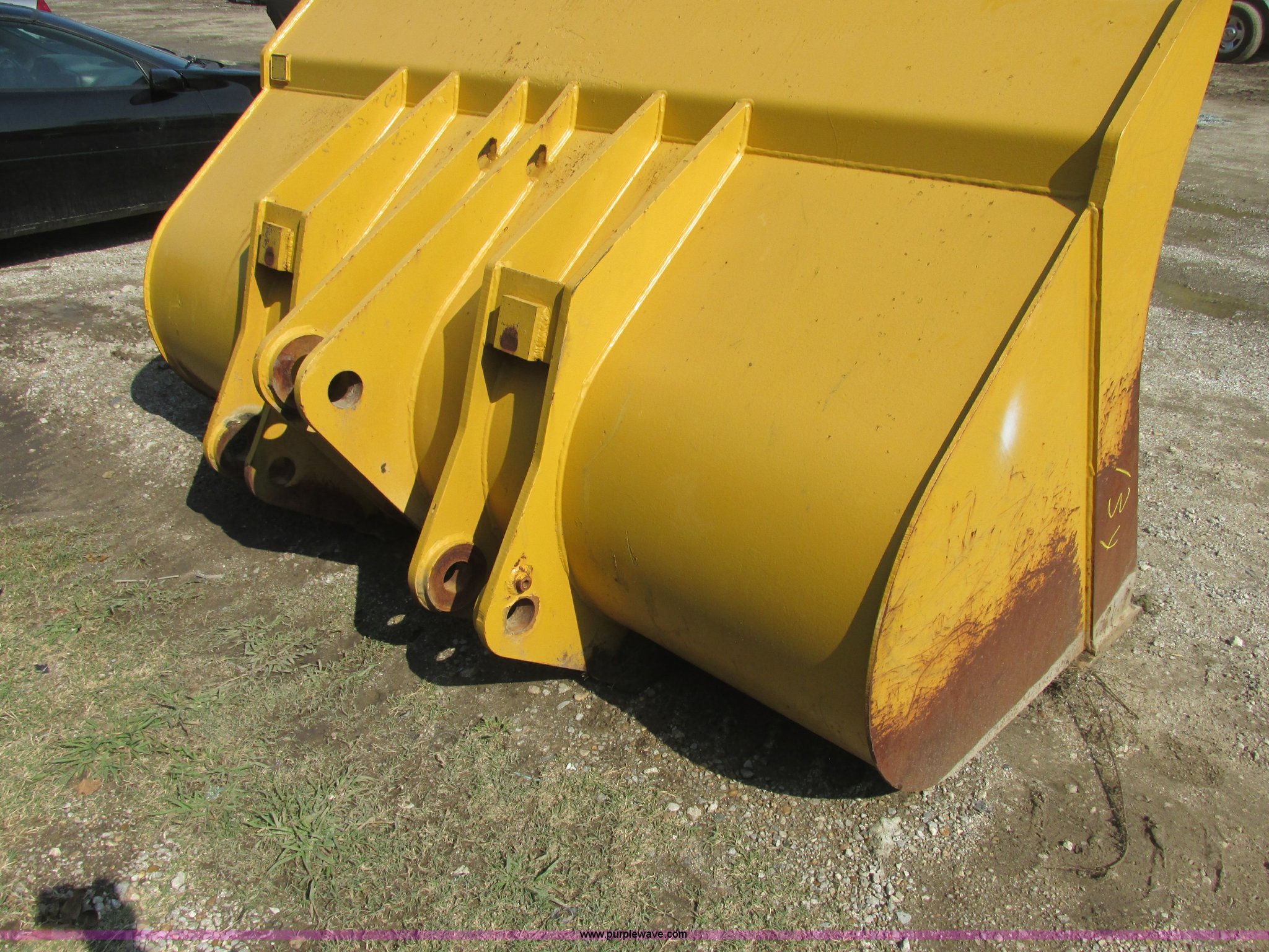 JIB 708VLM bucket in Tulsa, OK | Item J2391 sold | Purple Wave