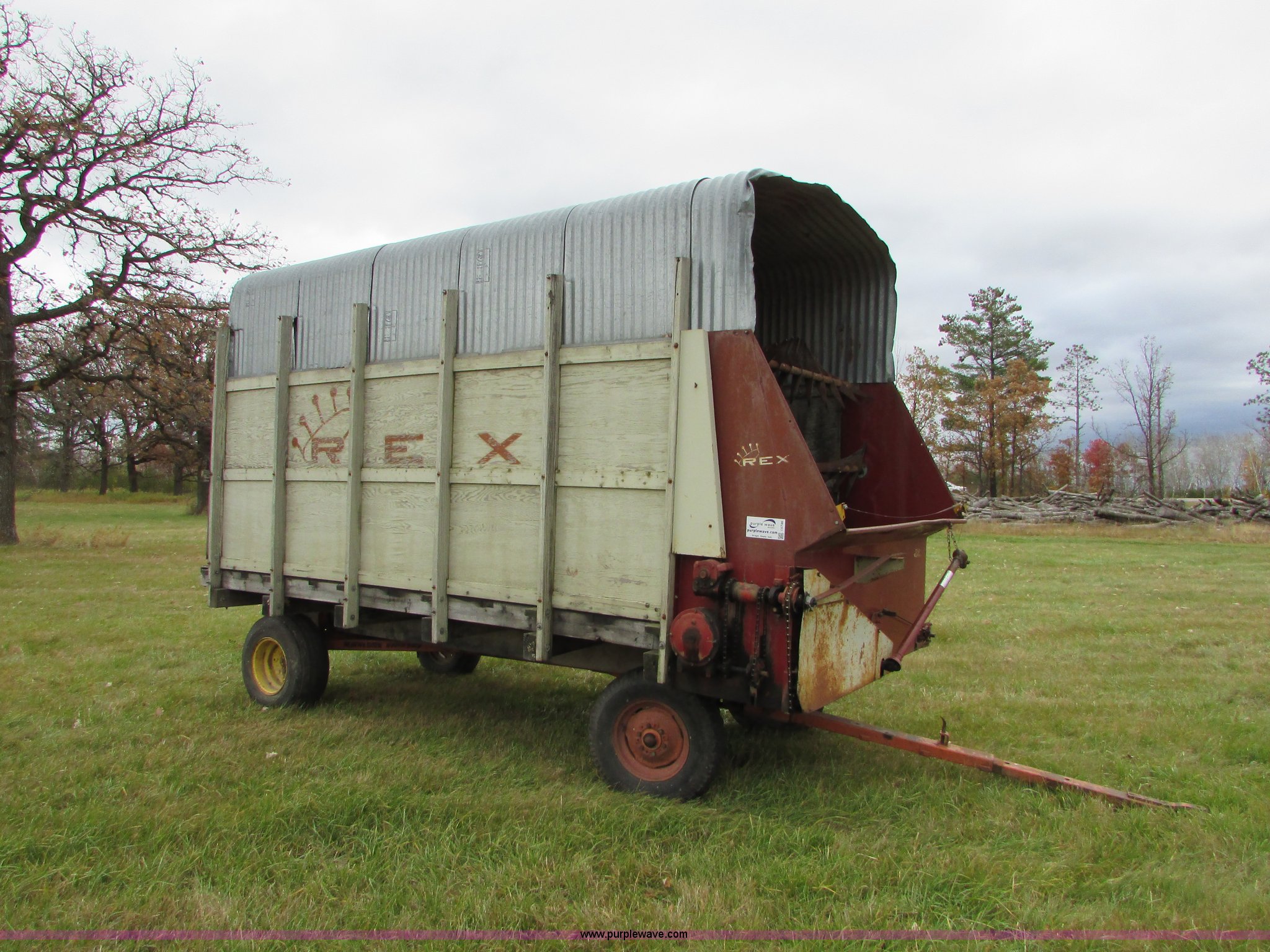 Rex 16' silage wagon in Gaylord, MN | Item I6746 sold | Purple Wave