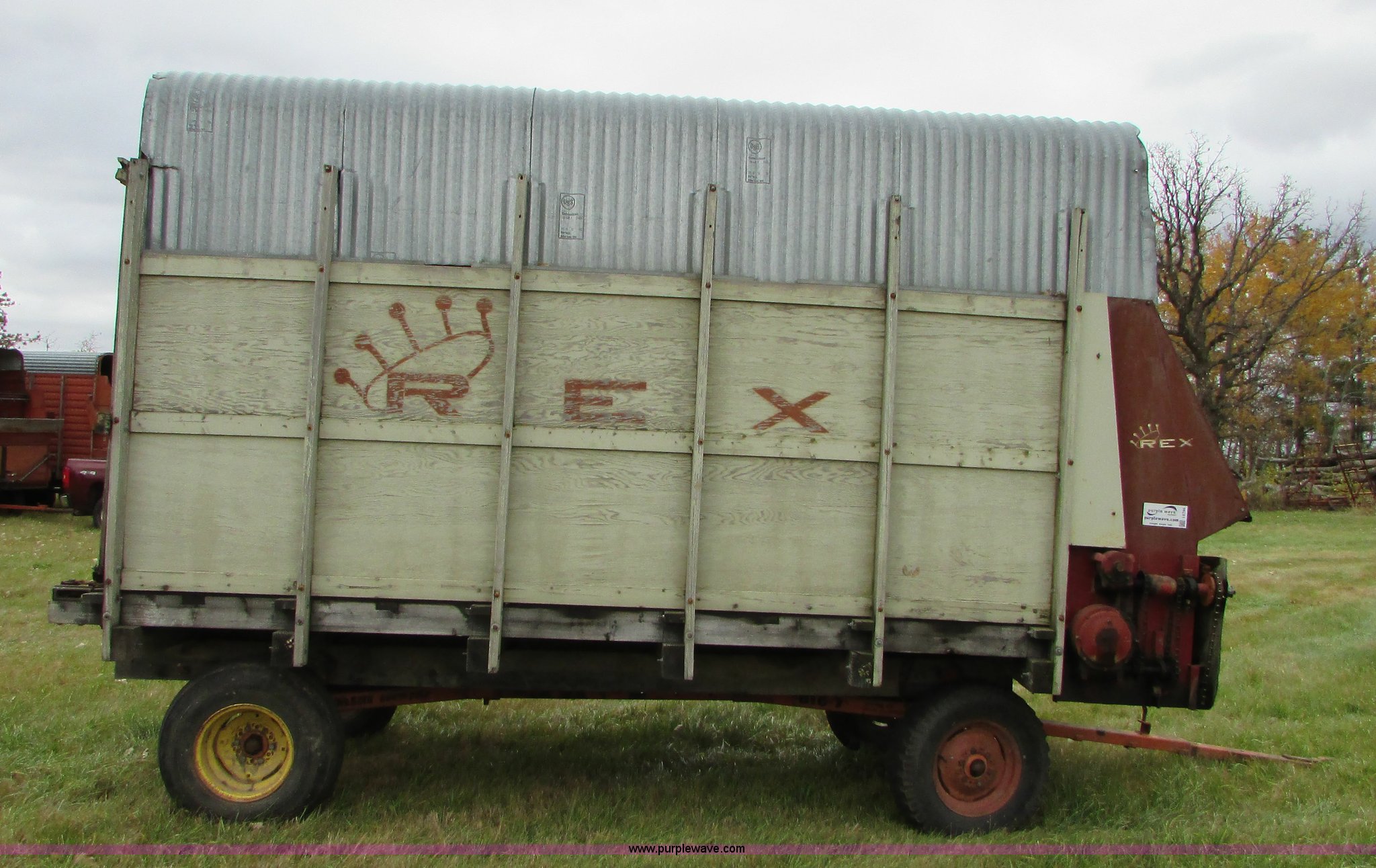Rex 16' silage wagon in Gaylord, MN | Item I6746 sold | Purple Wave