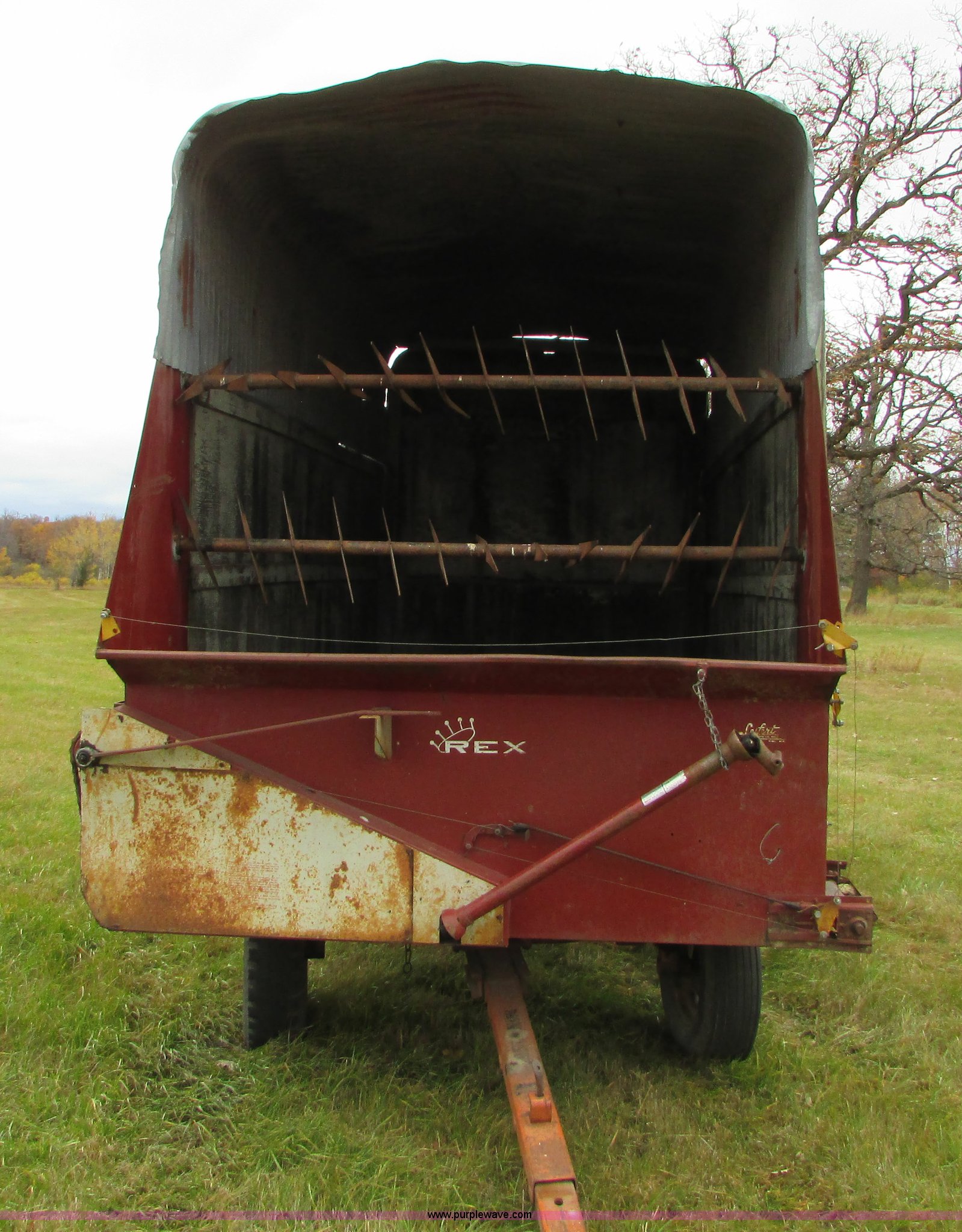 Rex 16' silage wagon in Gaylord, MN | Item I6746 sold | Purple Wave